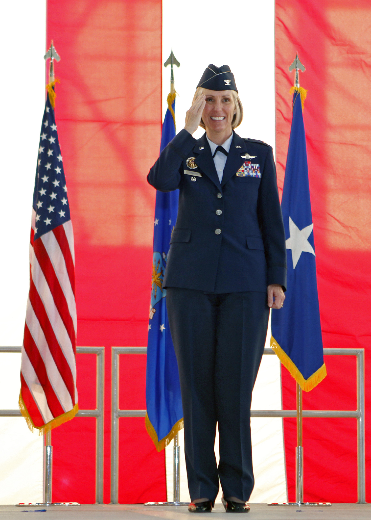 Col. Amy V. Arwood, 95th Air Base Wing Change of Command