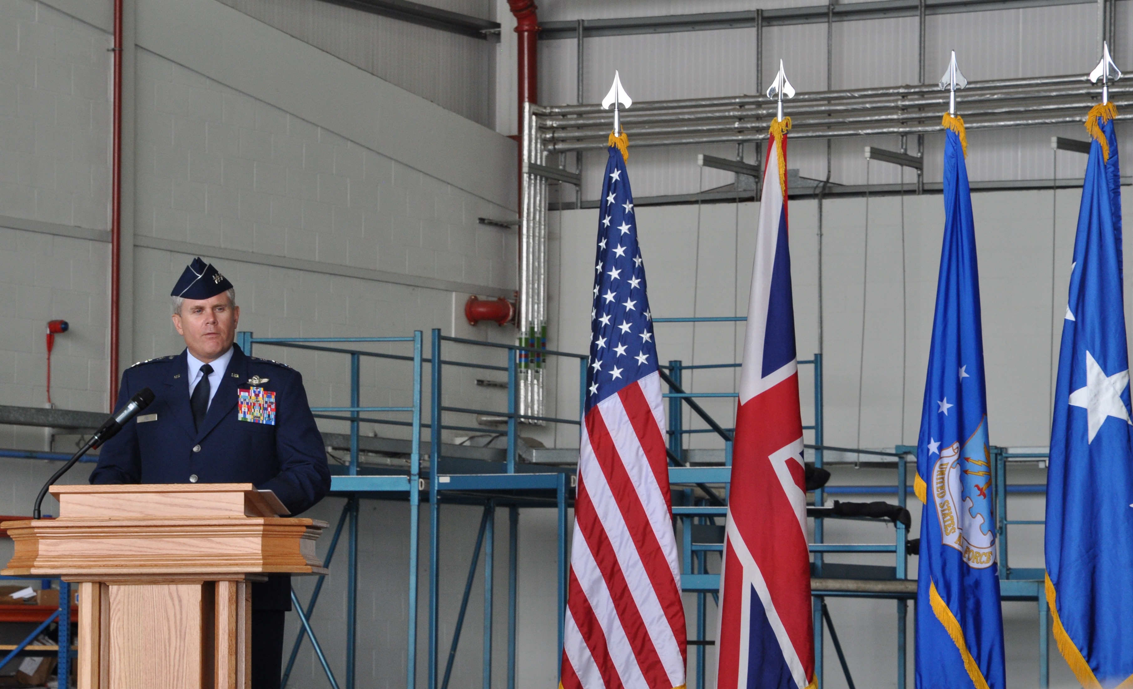 AFSOC commander presents new 352nd SOG leader > Royal Air Force ...