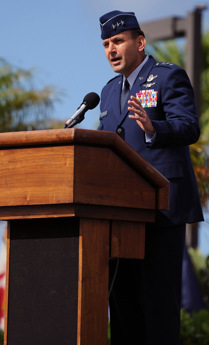 Roscoe ready to give 100-percent to 15th Wing > 15th Wing > Article Display