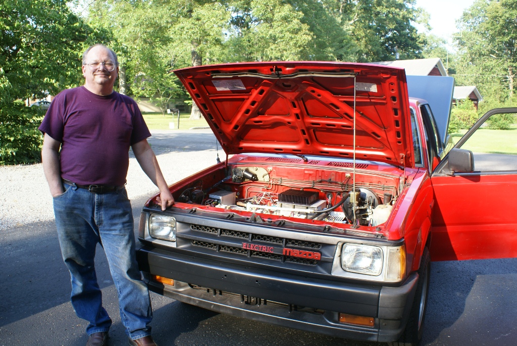 AEDC instrumentation technician Randall Moon enjoys staying busy at ...