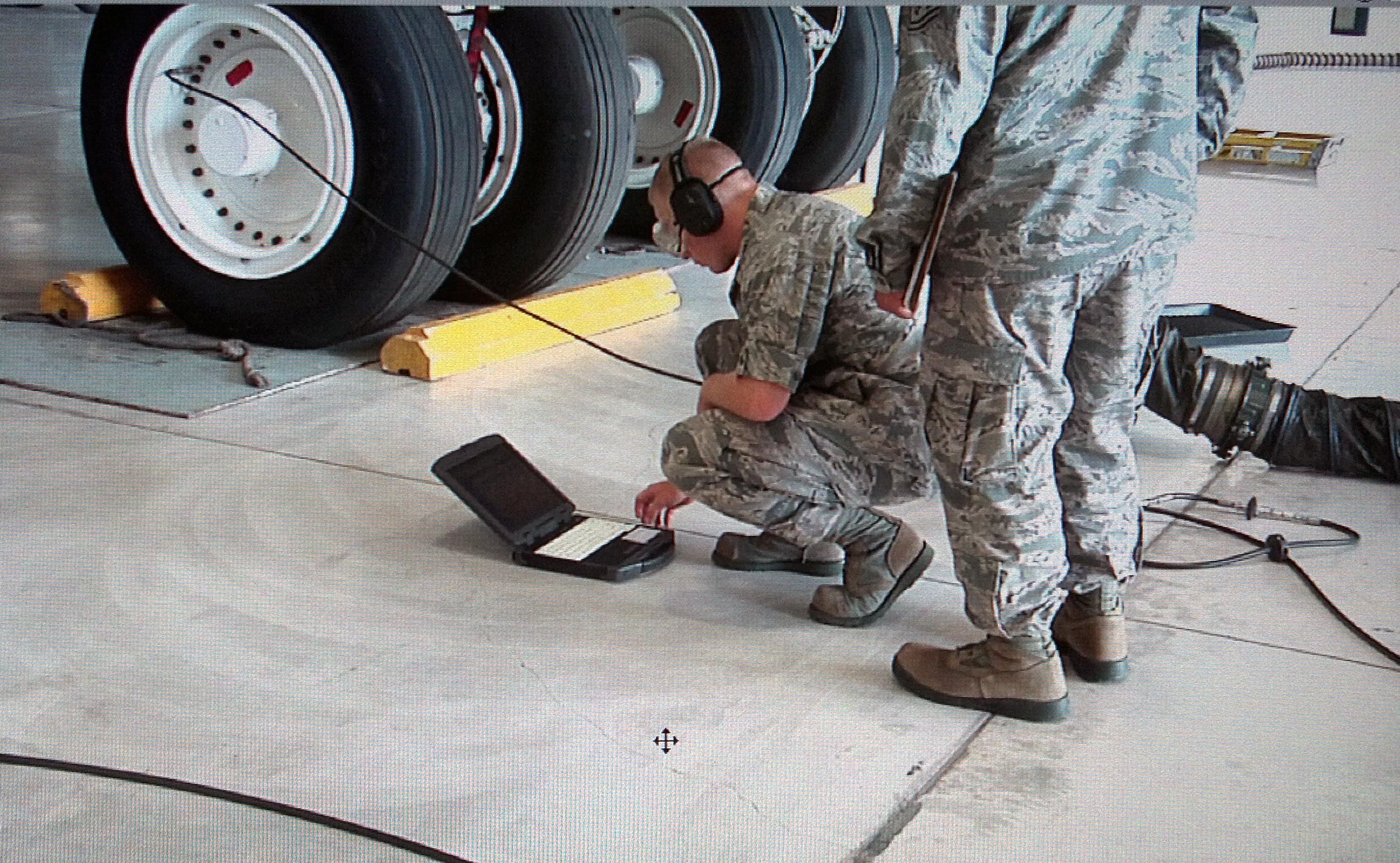 362 TRS, B-52 crew cheif