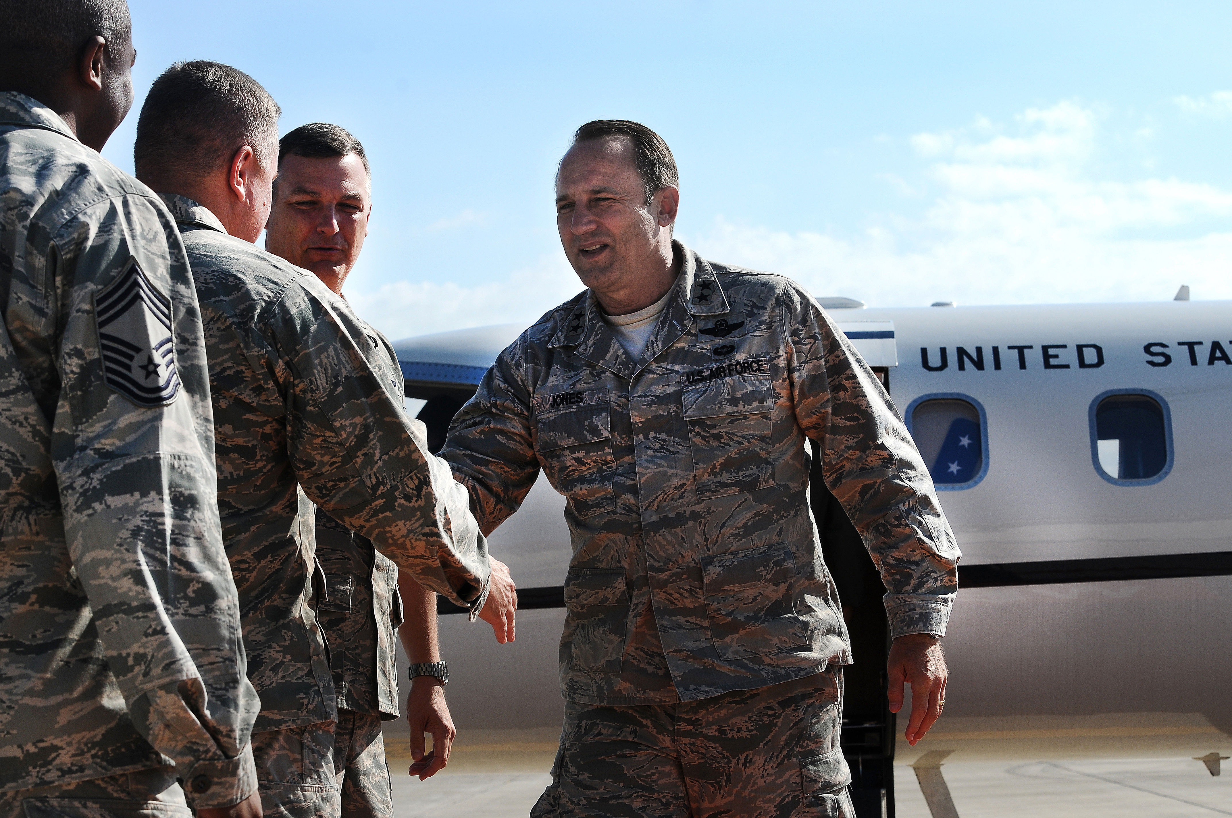 New USAFE vice commander visits Aviano > Aviano Air Base > News Display