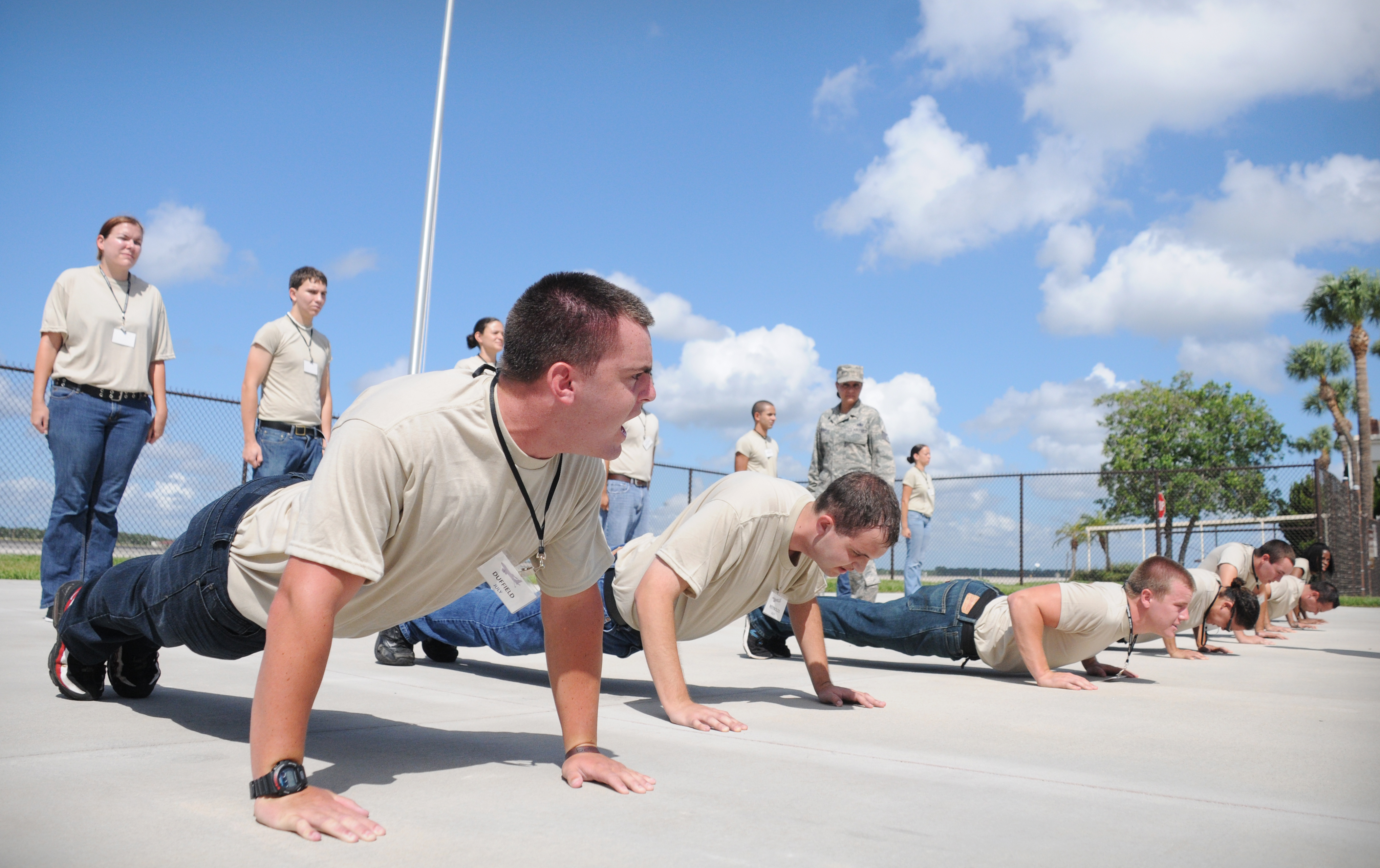 Getting an Early Start: Trainees prepare for basic training and life in ...
