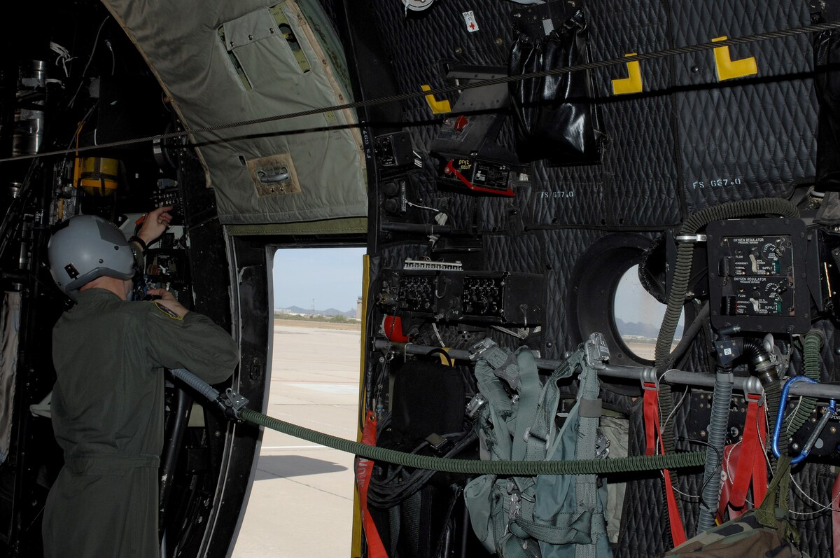Critically Manned: Loadmaster, flexibility is key to success > Davis ...