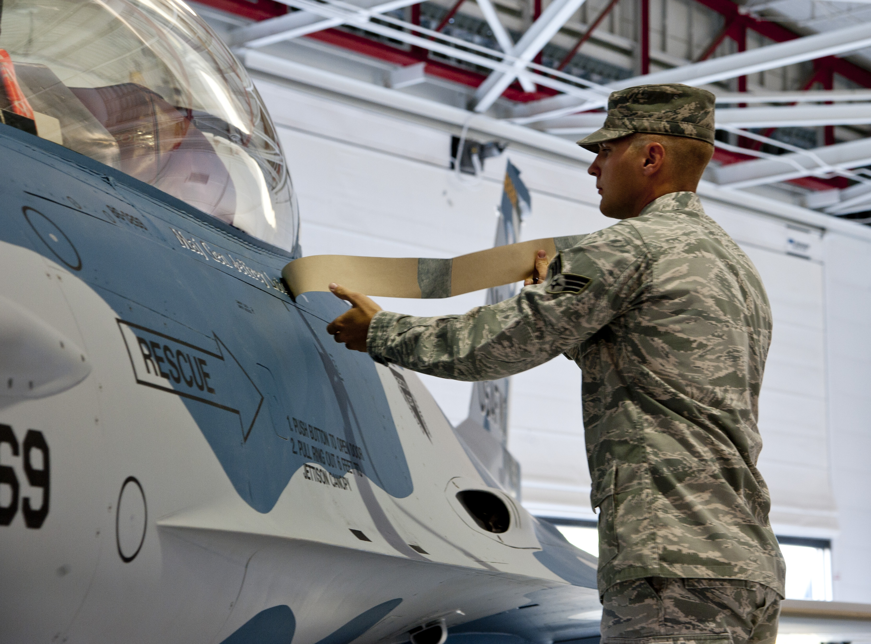 Nellis welcomes new USAF Warfare Center commander > Air Combat Command ...