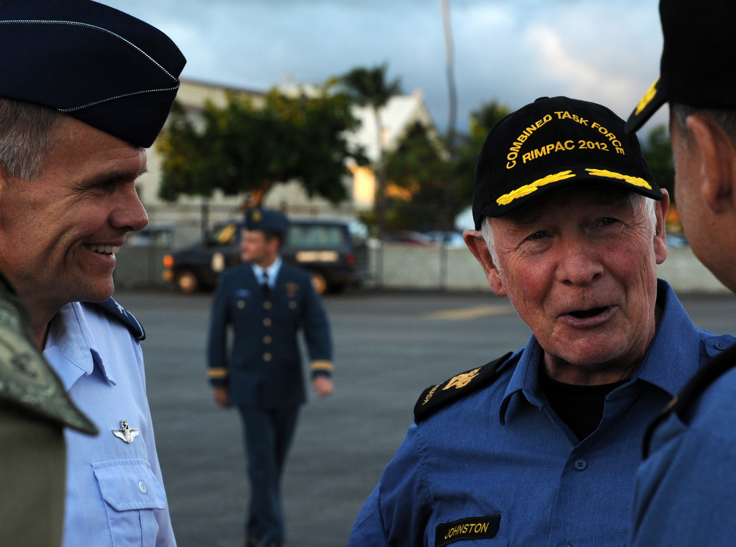 Commander-in-Chief of Canada arrives at Hickam > 15th Wing > Article ...