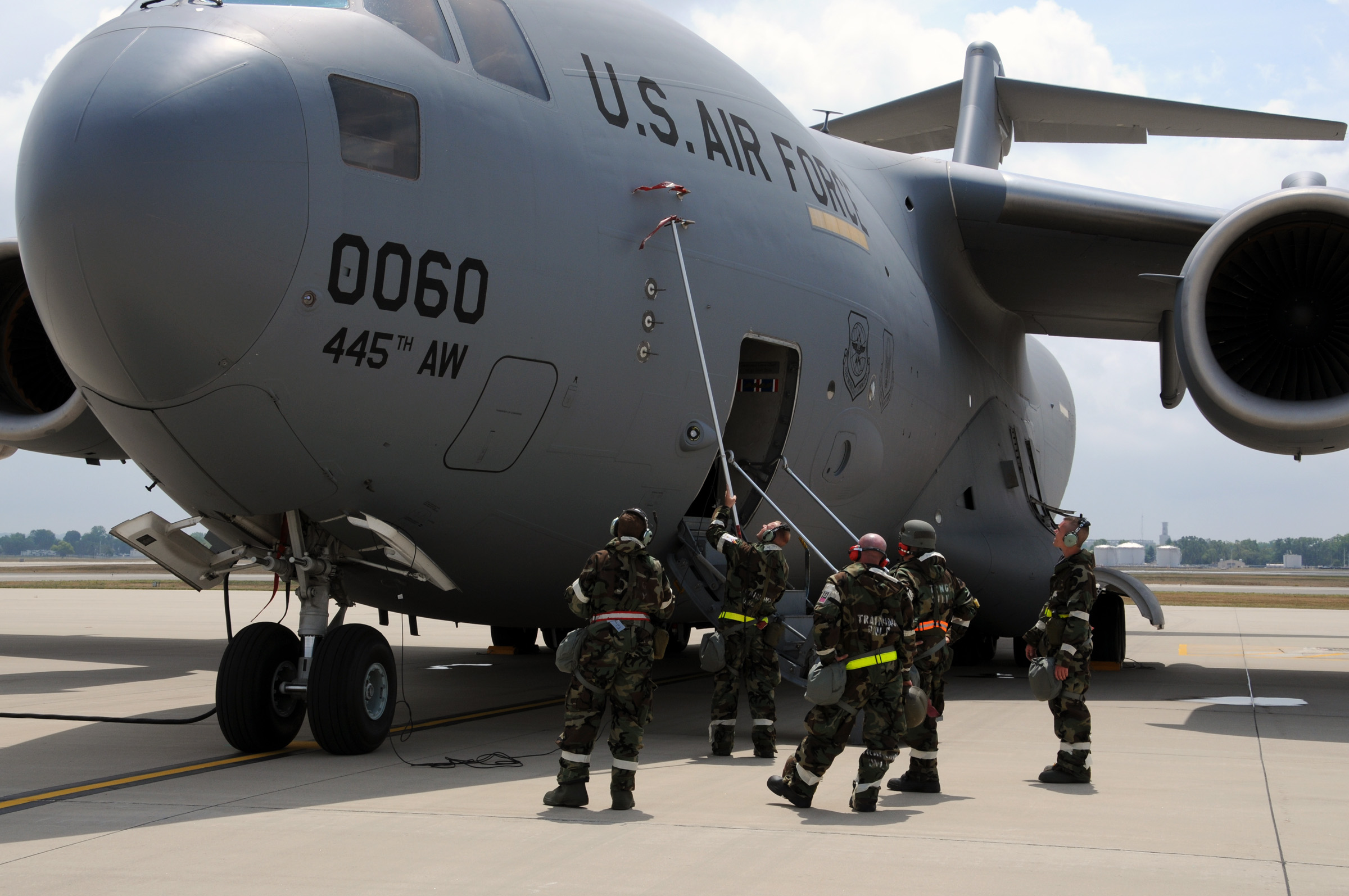 Photo essay: 445th MXG launches four C-17s during ATSO training > 445th ...