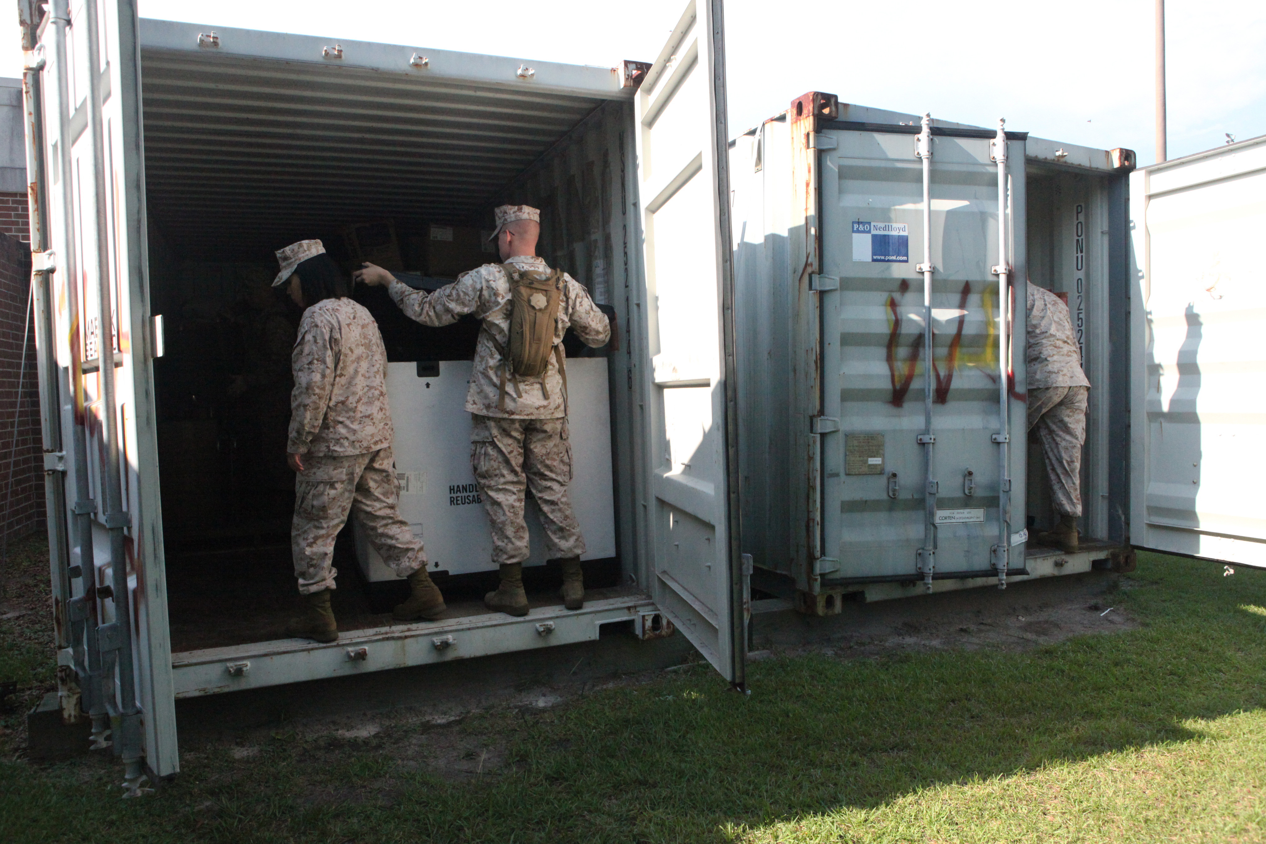 Marines prepare shelters to support stormy skies > Marine Corps Base ...