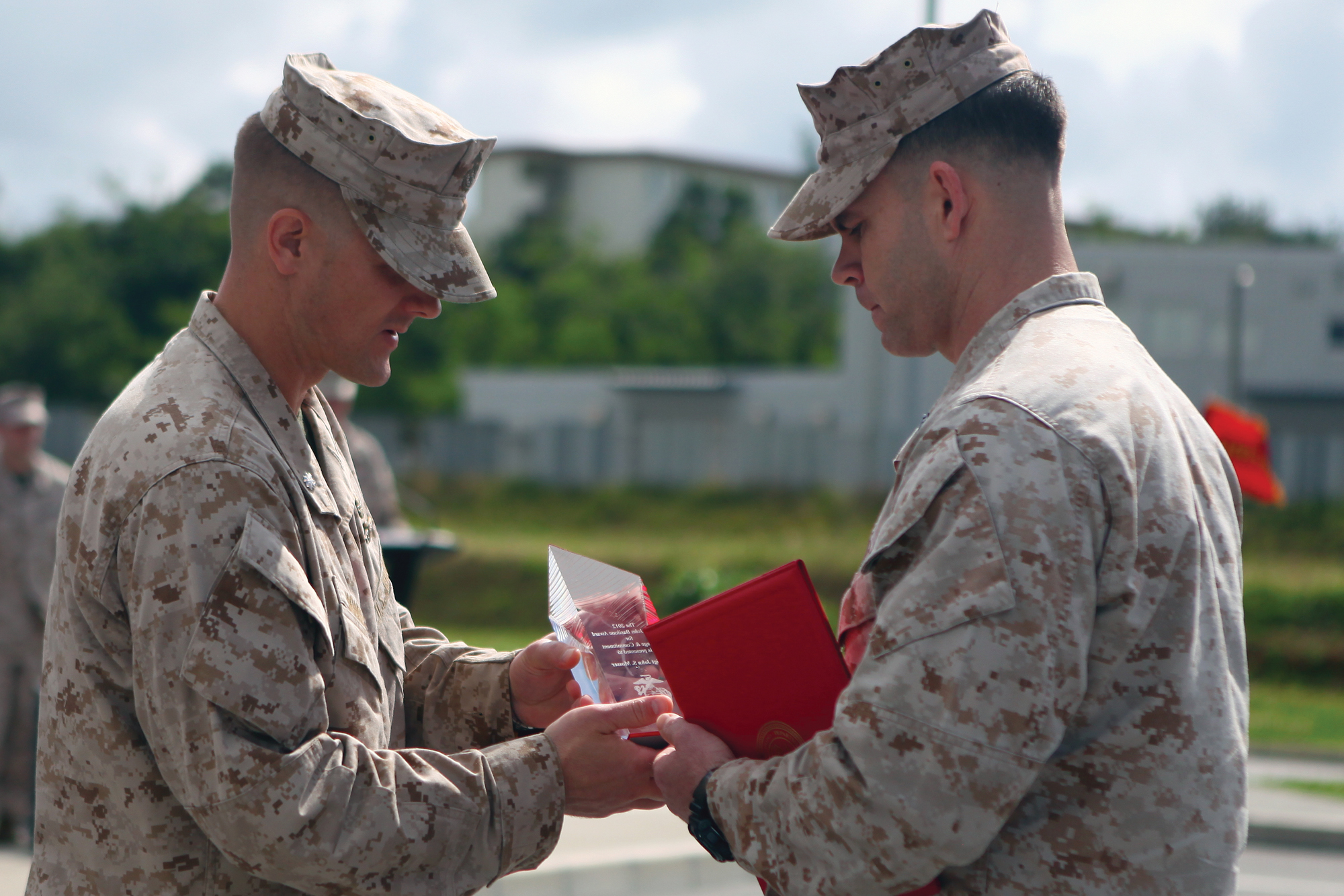 Recon Marine earns prestigious John Basilone Award > United States ...