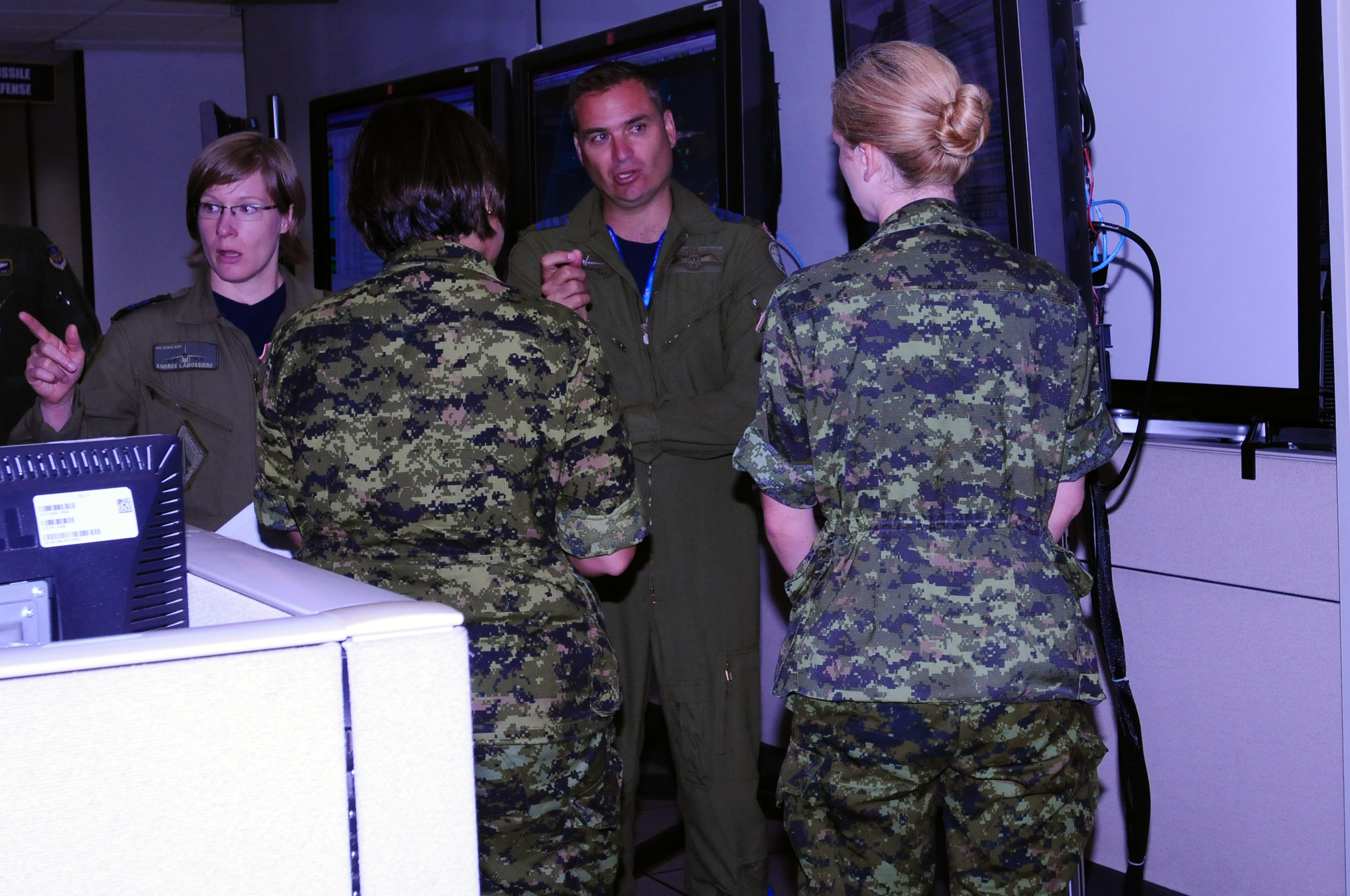 Photos: Joint servicemembers participate in RIMPAC at 613th AOC ...