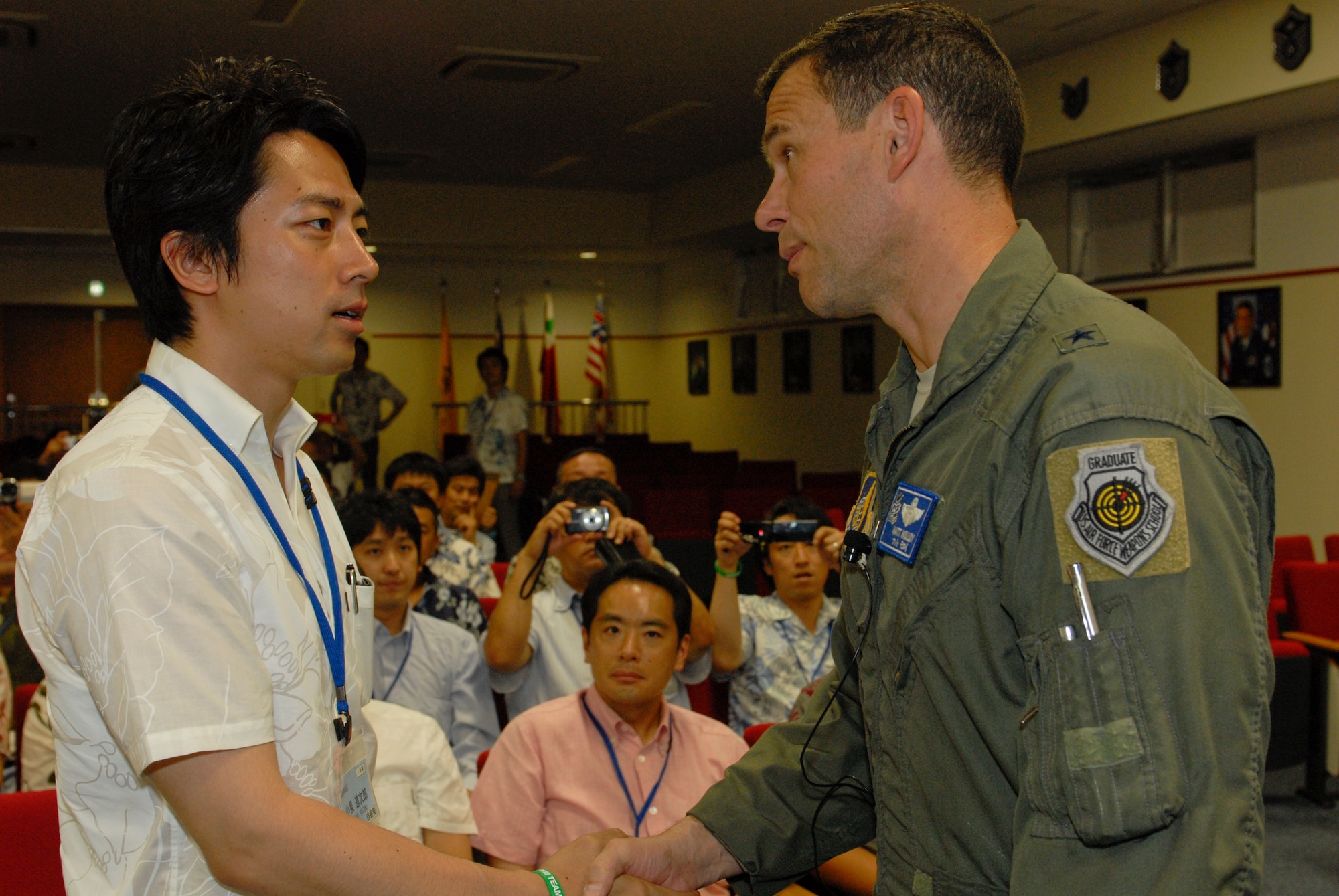 18th Wing commander showcases mission to Diet members > Kadena Air Base ...