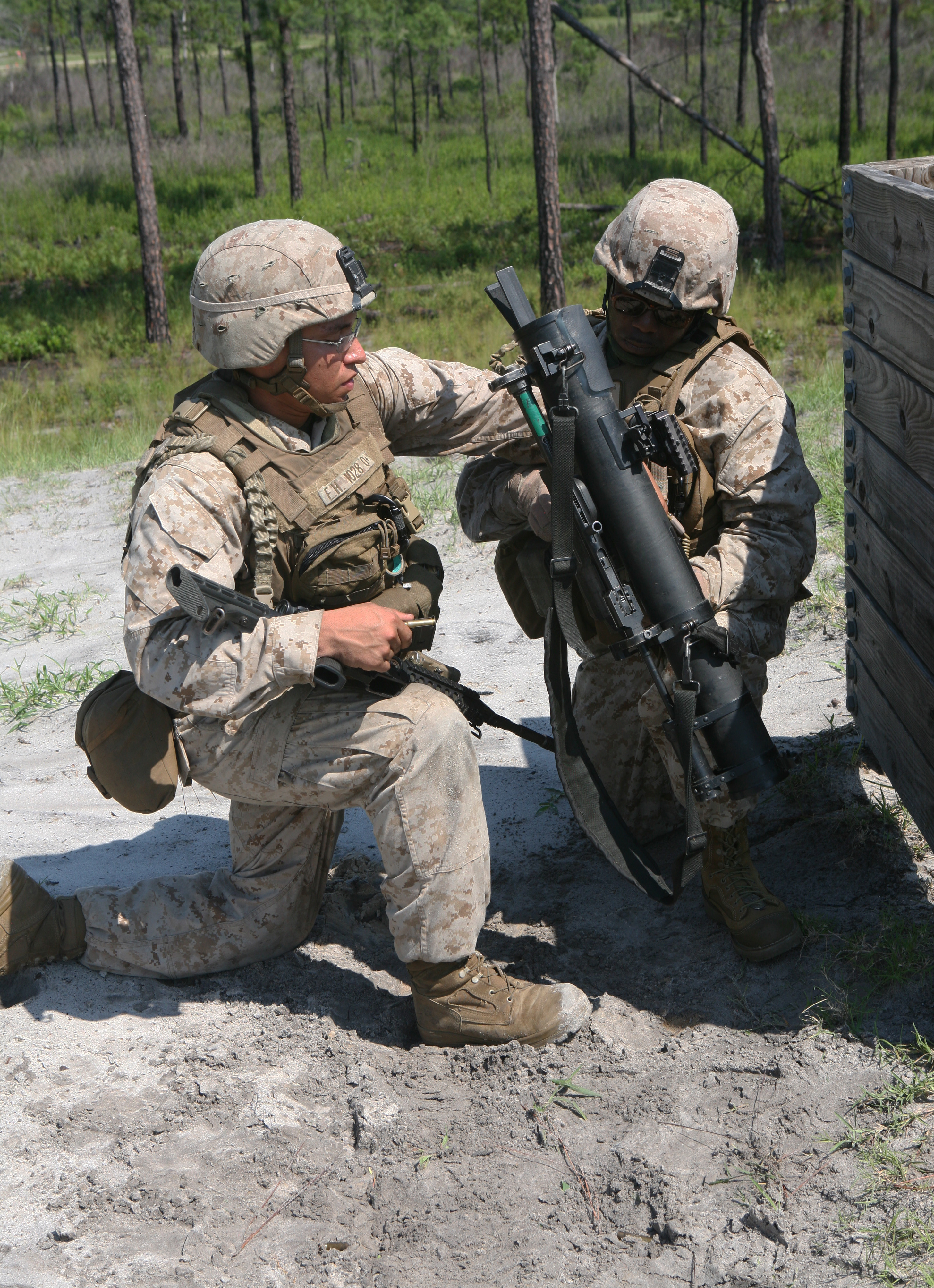 Shoulder-launched multipurpose assault weapon makes big boom in training