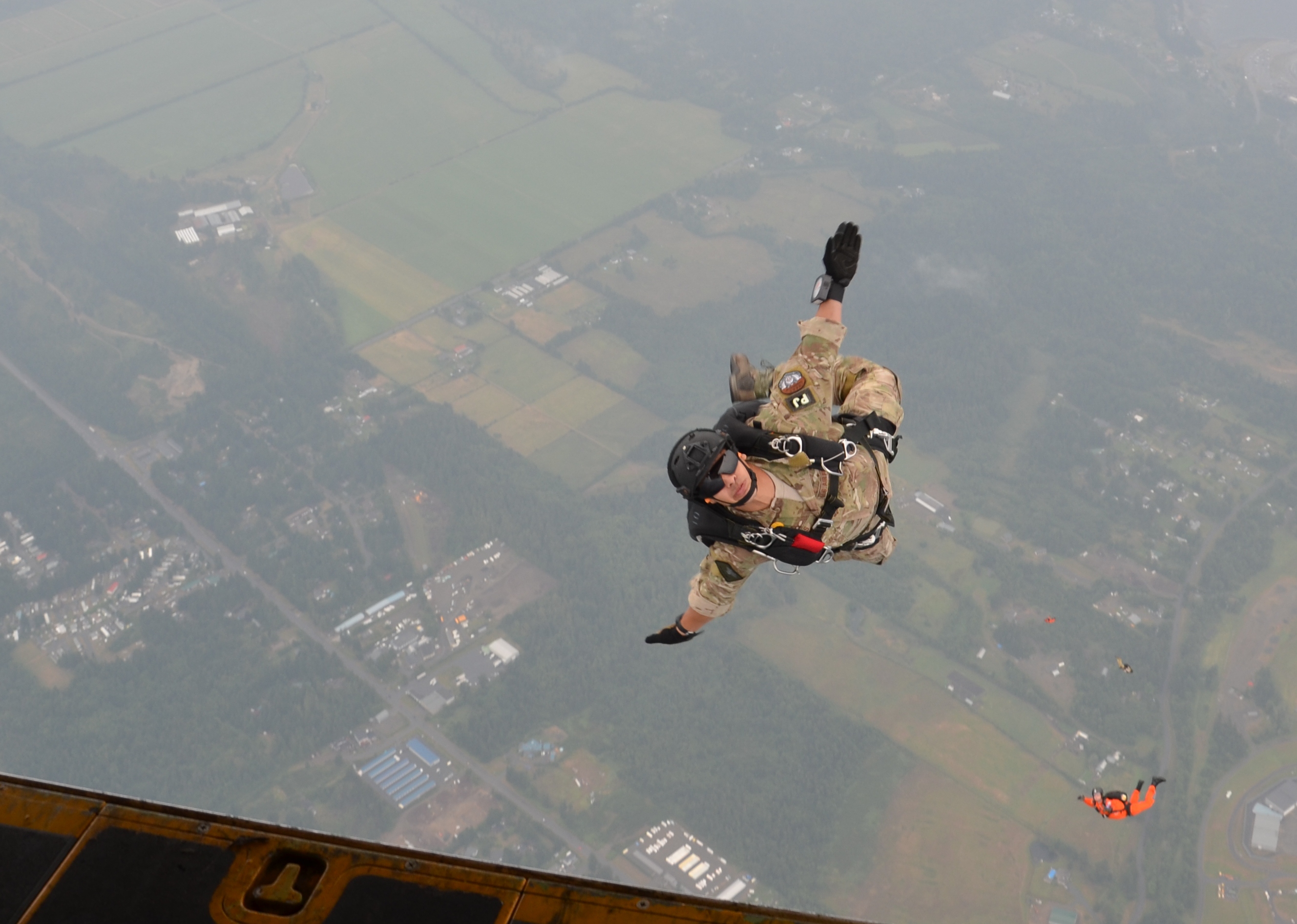 Rescue Airmen partner with Canadians for search-and-rescue training ...