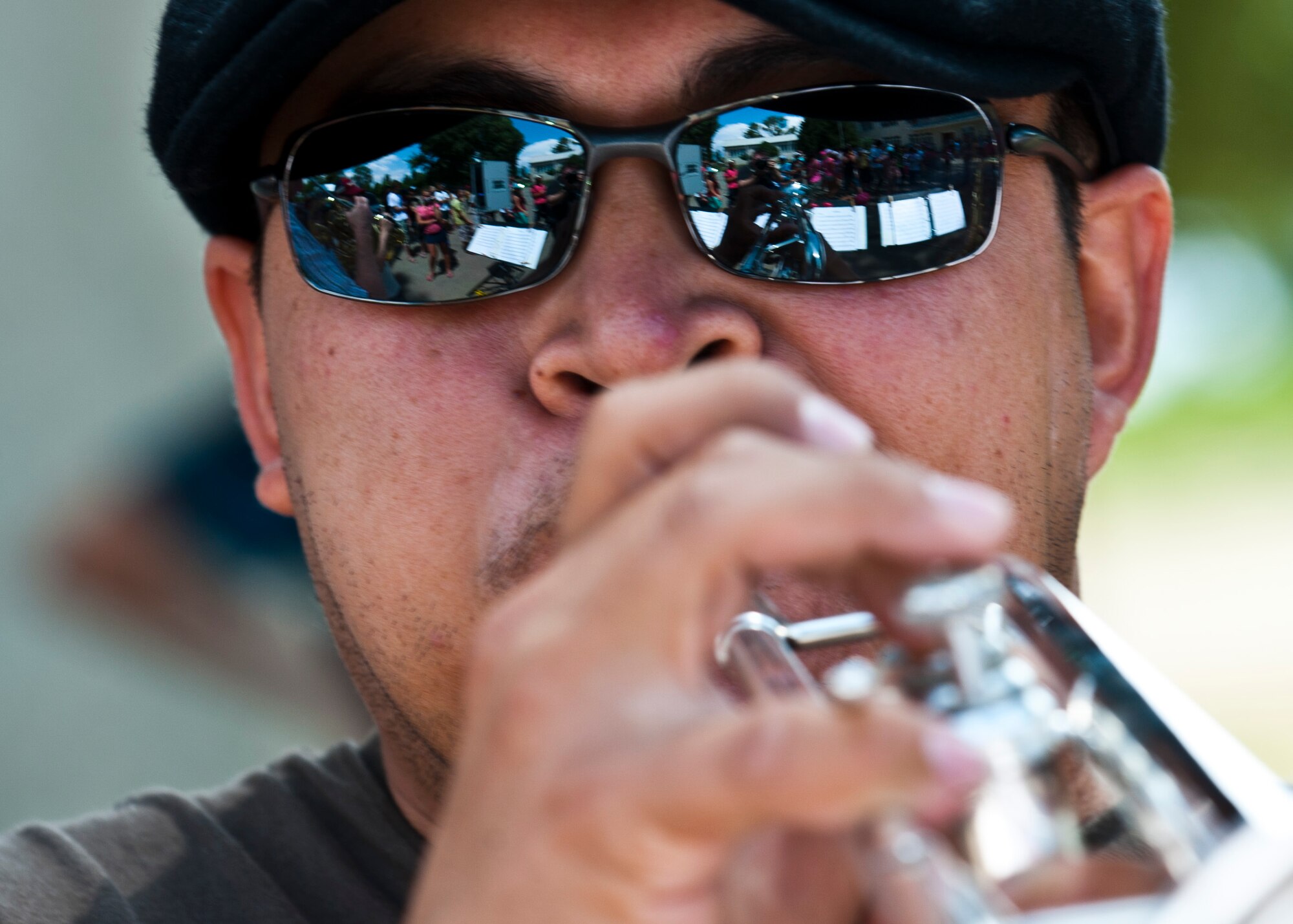 Air Force band Vector rocks Ak Bermit > U.S. Air Forces Central > News
