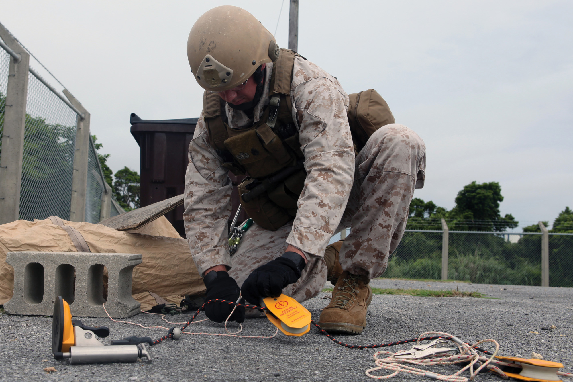 Marines conduct vehicle-borne IED training > Marine Corps Installations ...