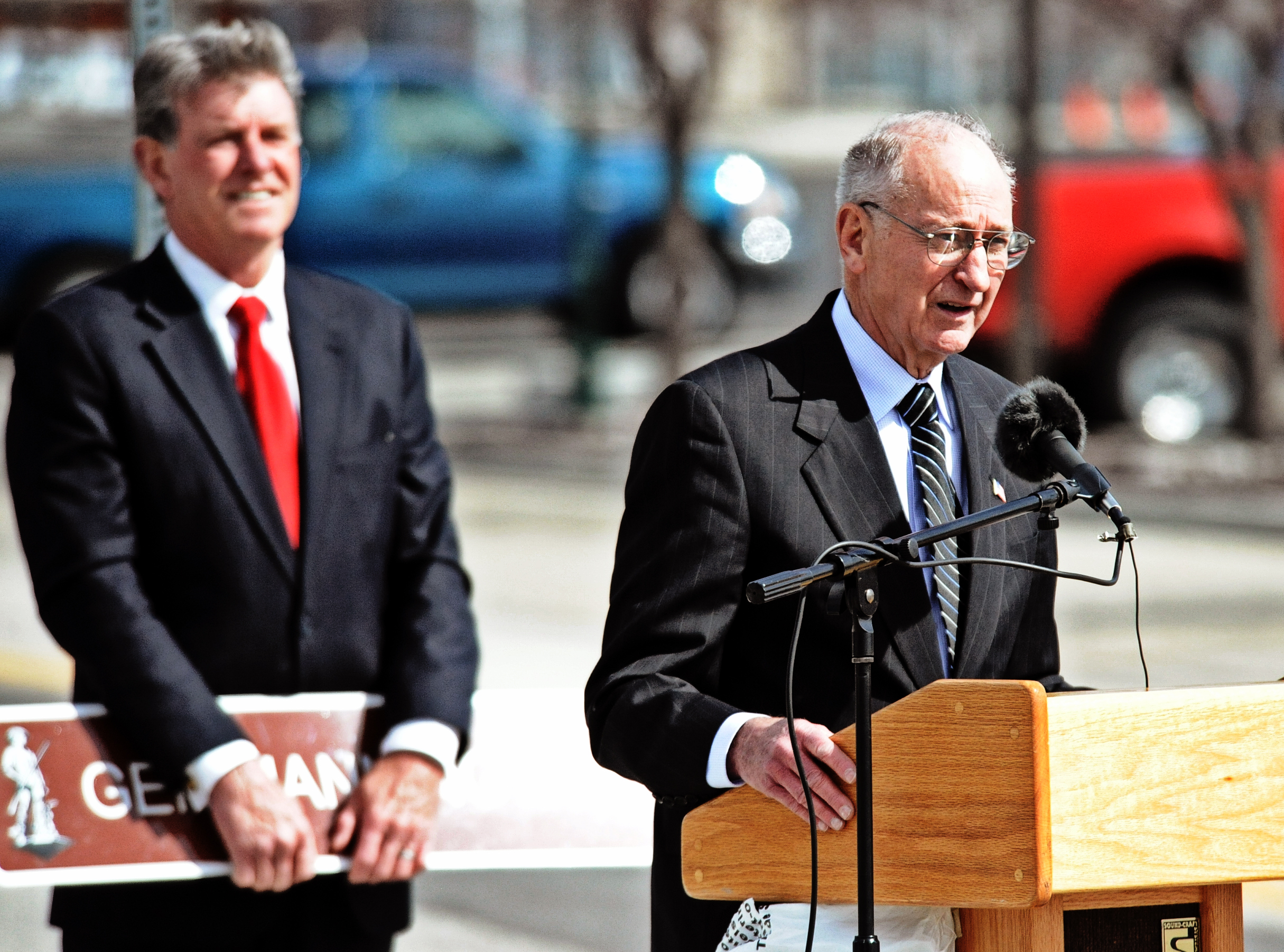 Gowen Field road renamed in honor of former adjutant general