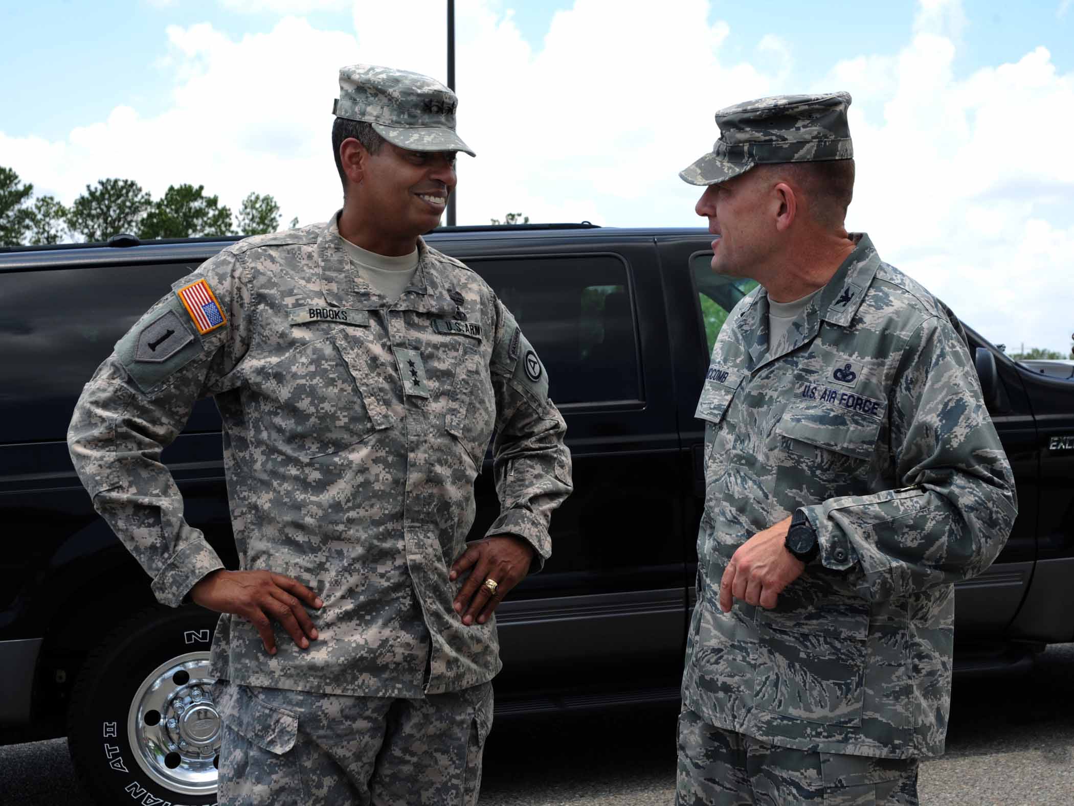Third Army commanding general visits JB Charleston > Joint Base ...