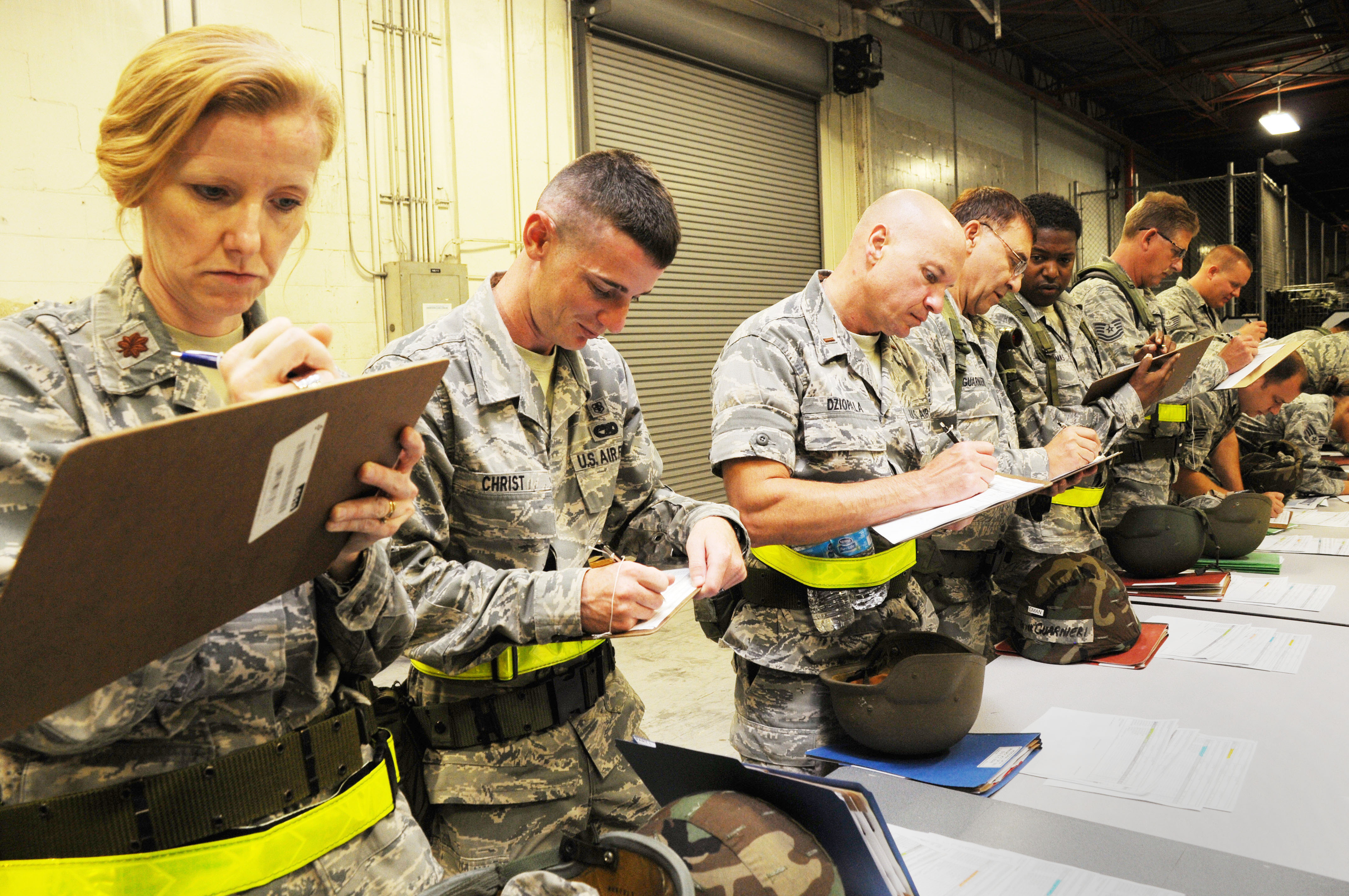 Where and How: Mobility Exercise Shows Airmen How to Deploy > 927th Air ...