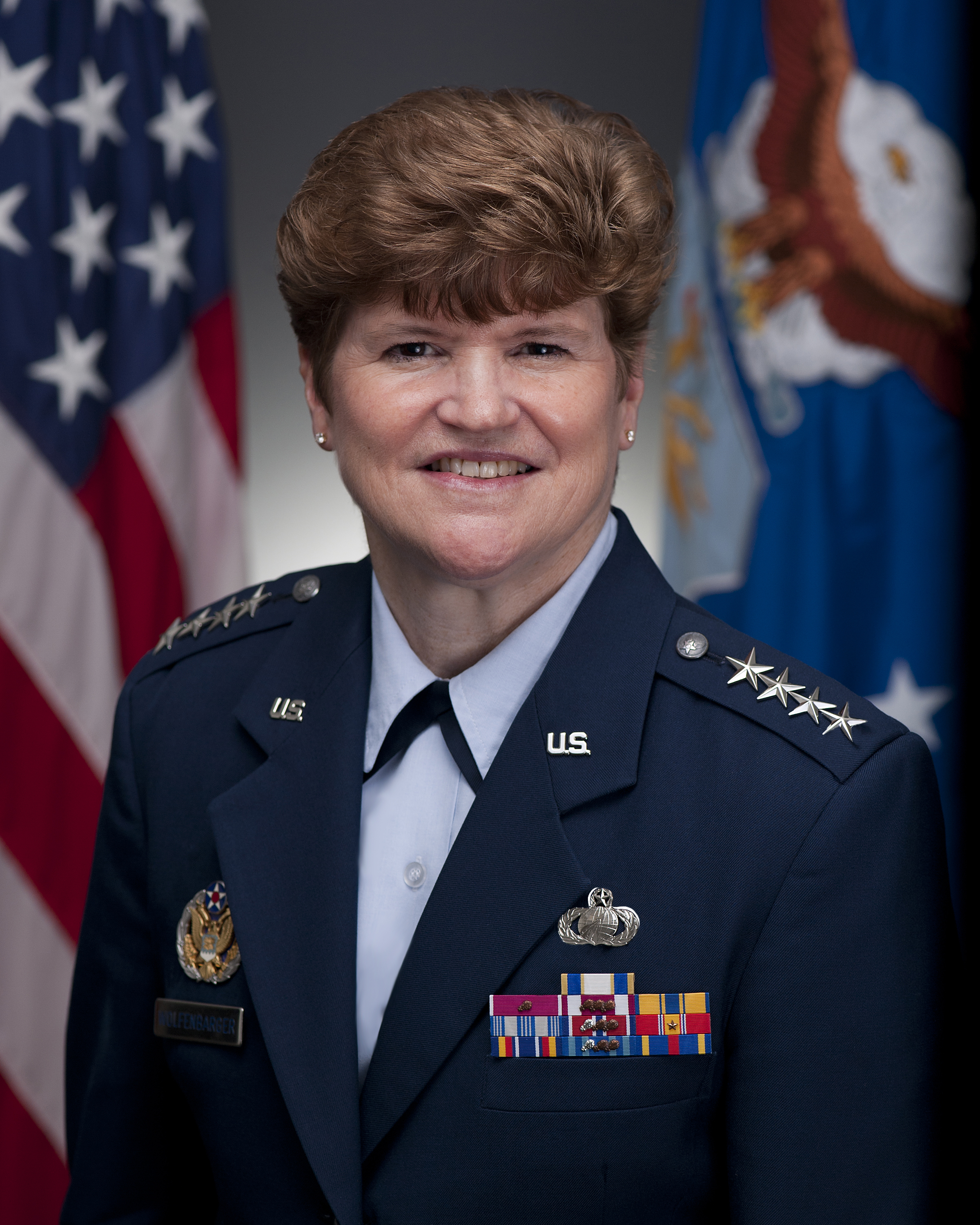 AFMC commander visits Kirtland AFB > Kirtland Air Force Base > Article ...