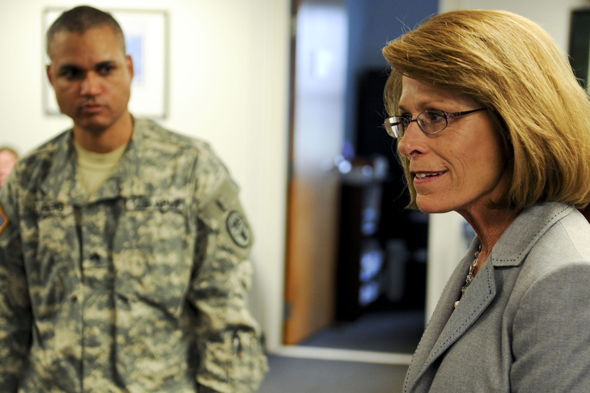 Sergeant Major of the Army visits Fort Eustis > Joint Base Langley ...