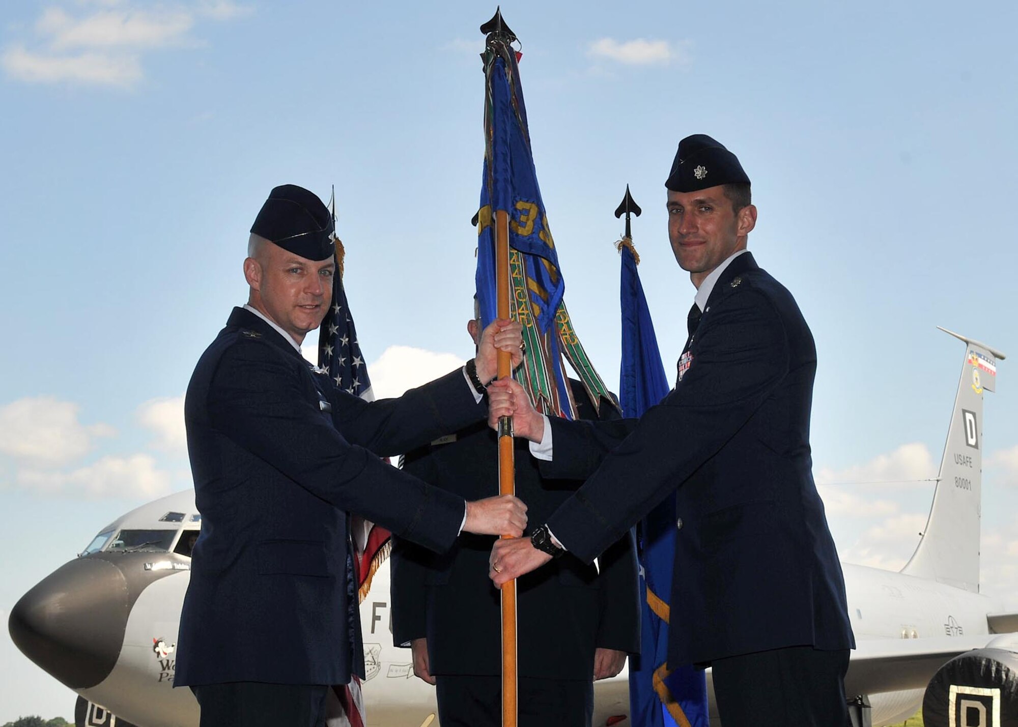 351st ARS welcomes new commander > Royal Air Force Mildenhall > RAF ...
