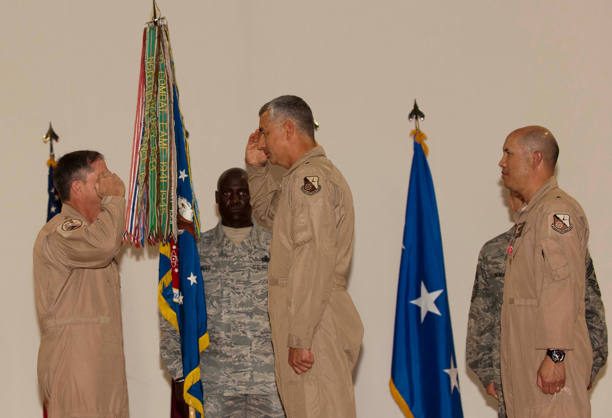 'Grand Slam' Wing welcomes new commander > U.S. Air Forces Central ...