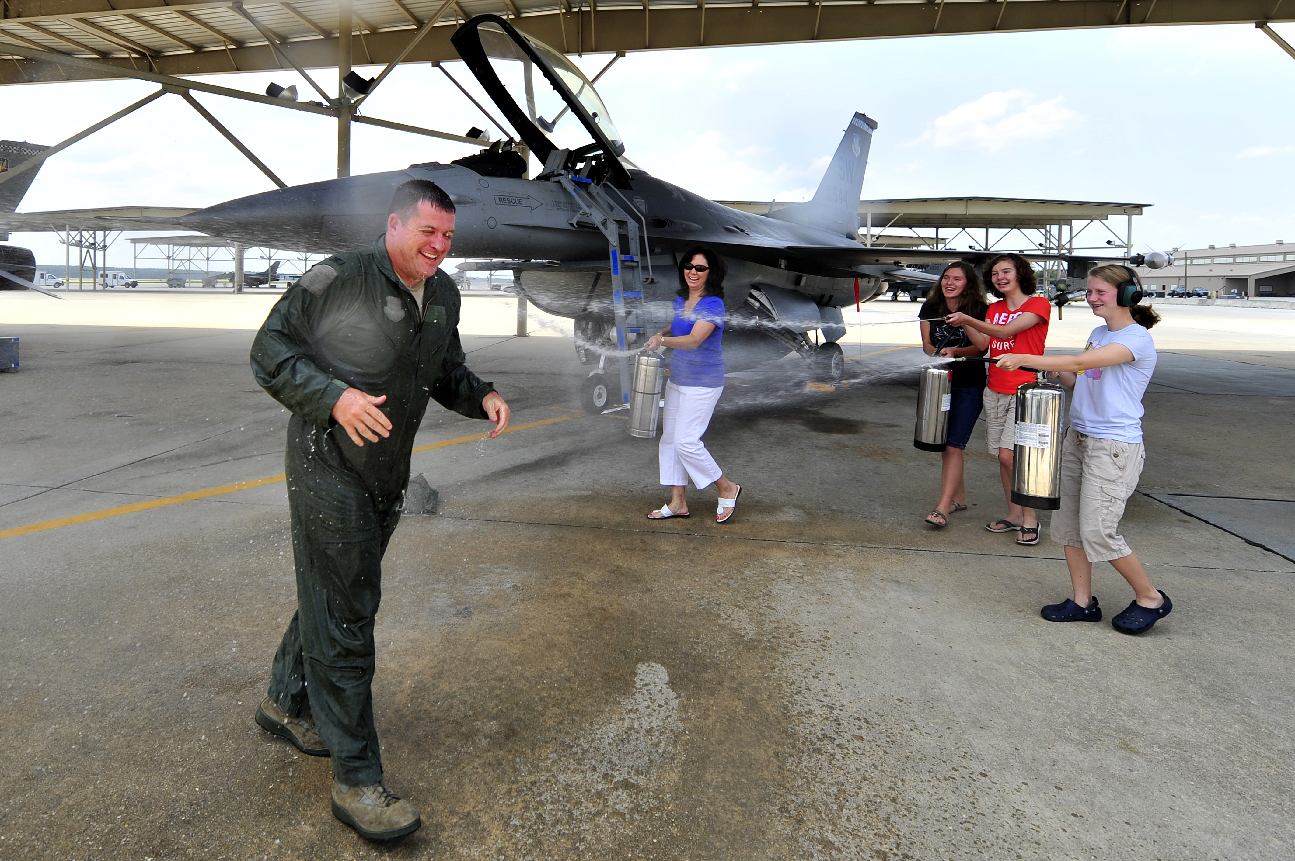 Vice wing commander takes final flight > Shaw Air Force Base > Article ...