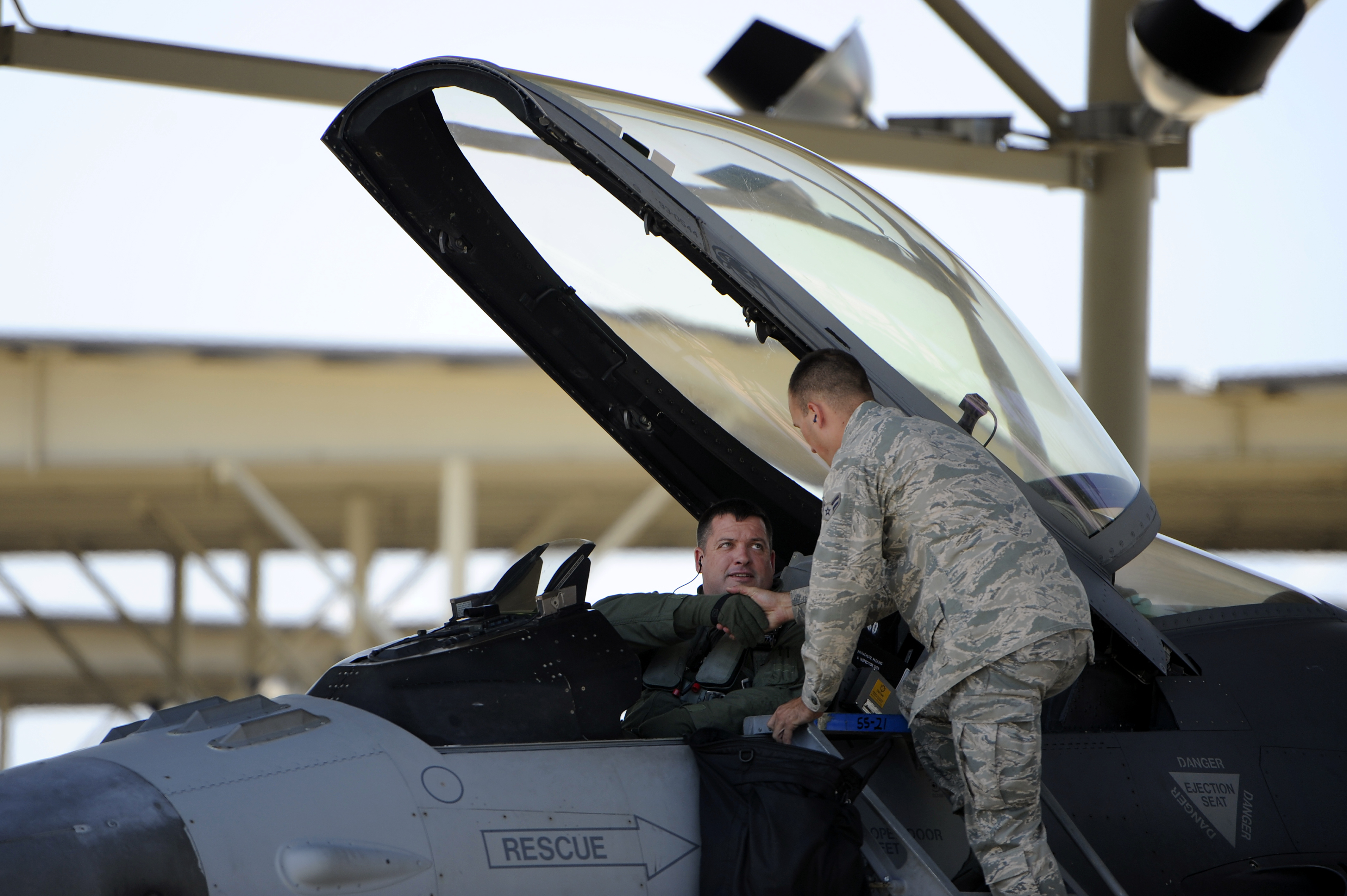 Vice wing commander takes final flight > Shaw Air Force Base > Article ...