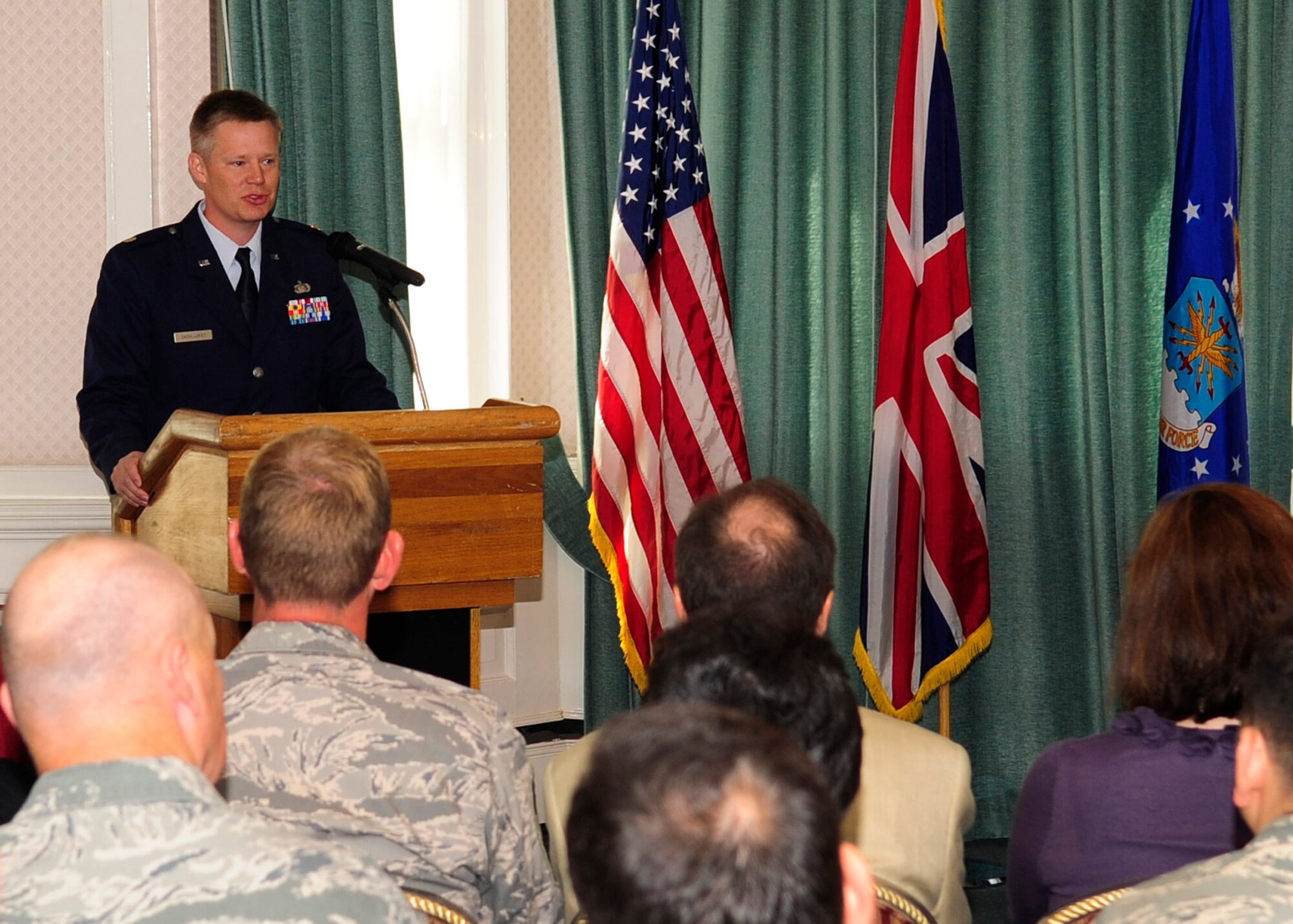100th CPTS command changes hands > Royal Air Force Mildenhall > RAF ...