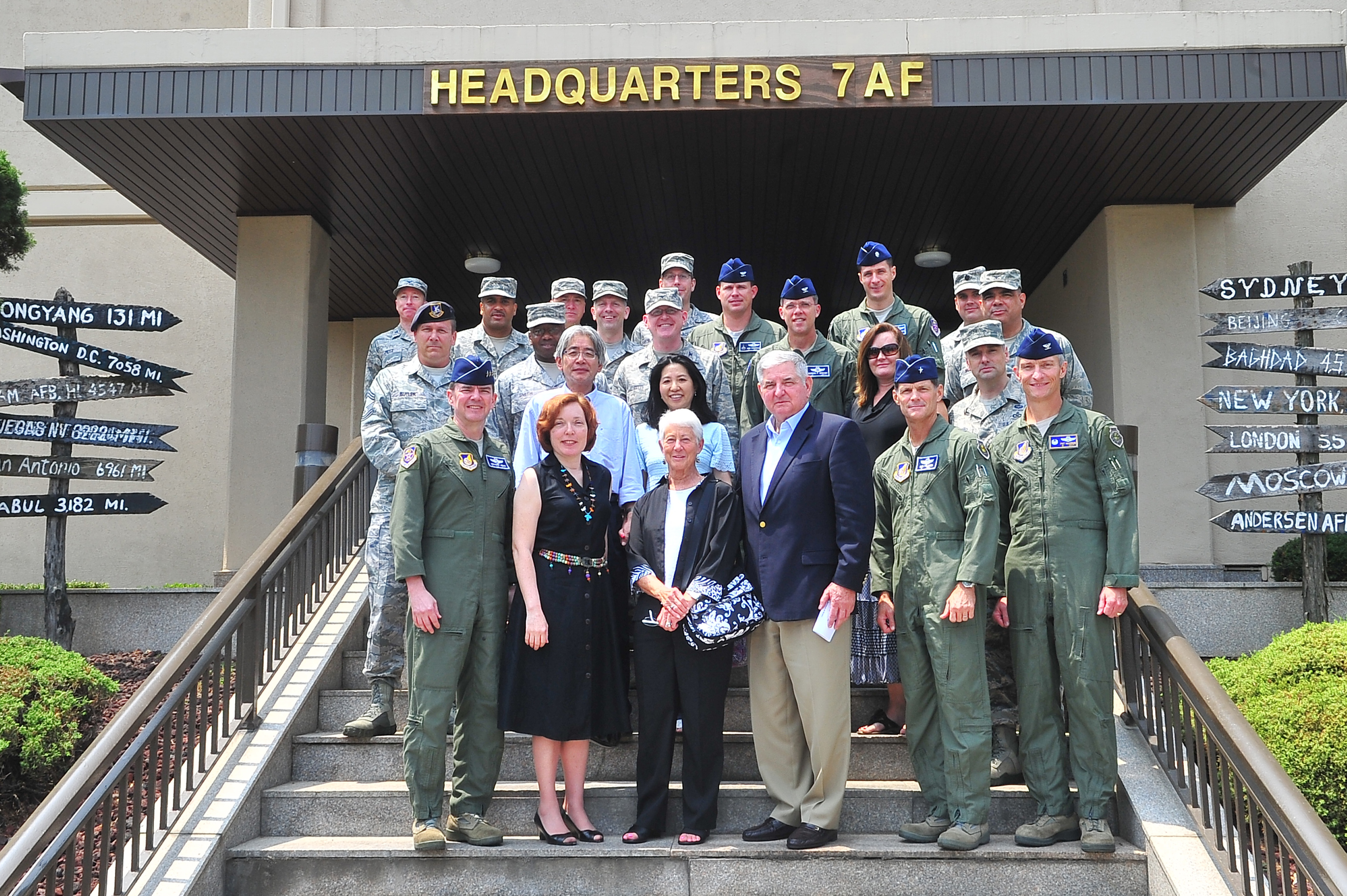 retired Gen. Ronald Fogleman