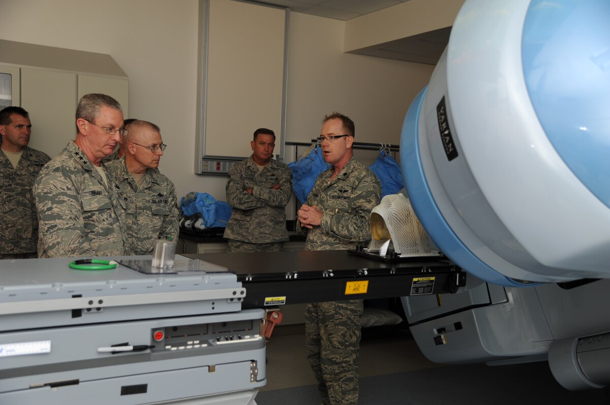 18th Air Force commander visits Travis > Travis Air Force Base > Display