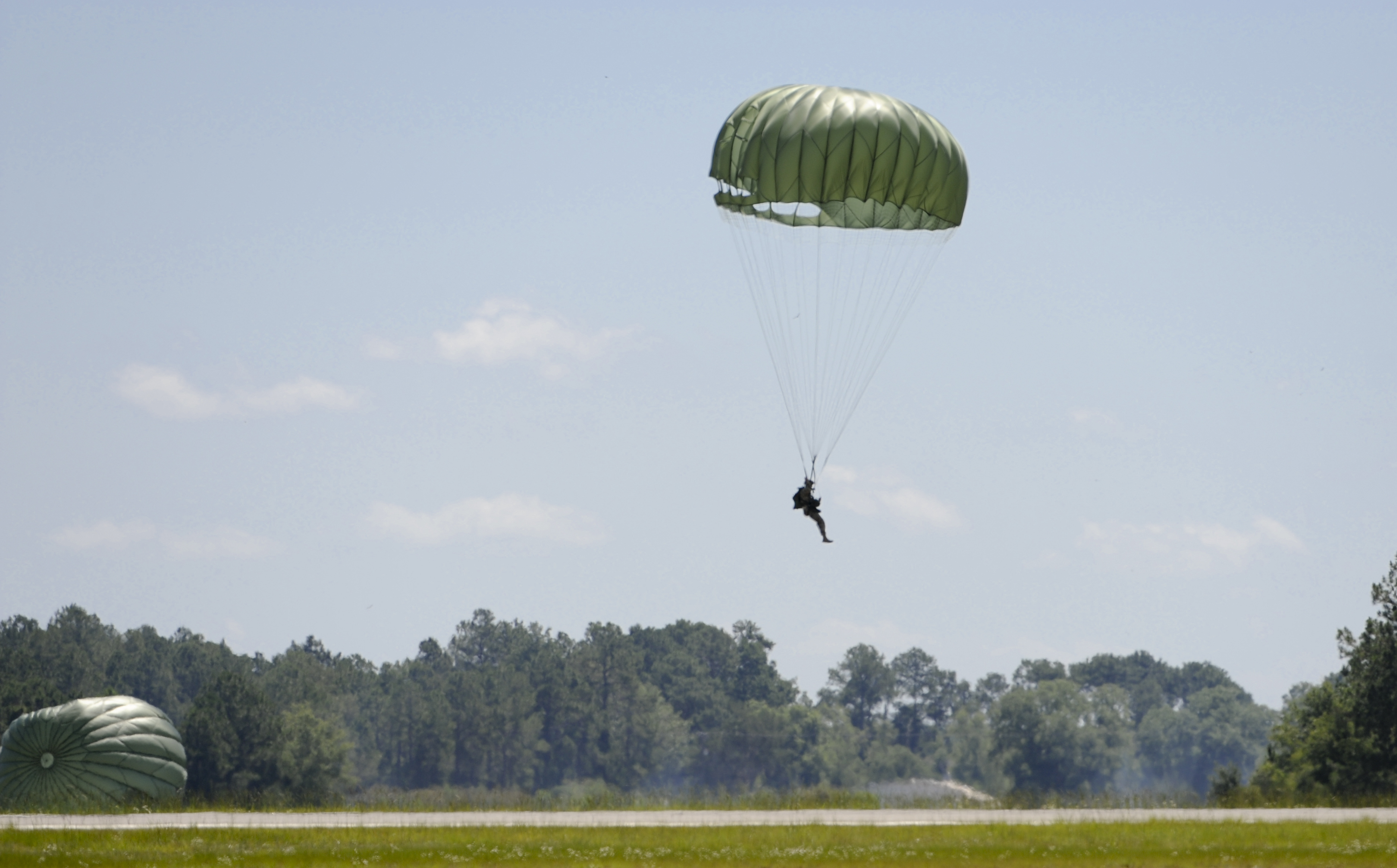 824th BDS Airman earns jumpmaster star > Moody Air Force Base > Article ...