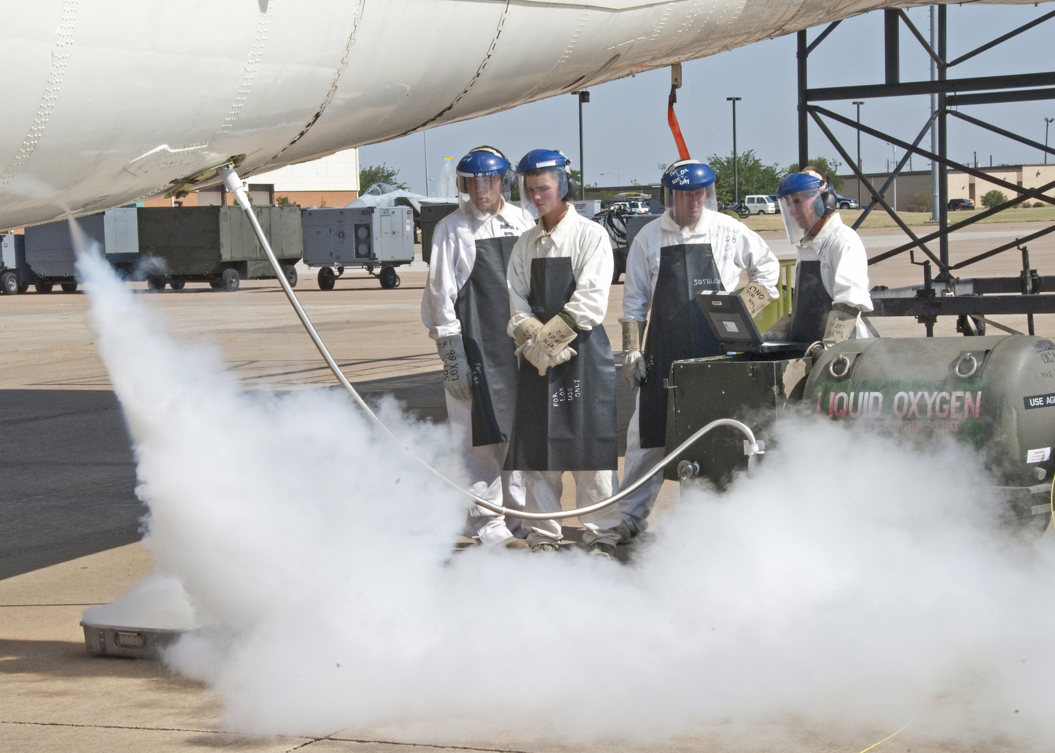 Liquid oxygen transfer.