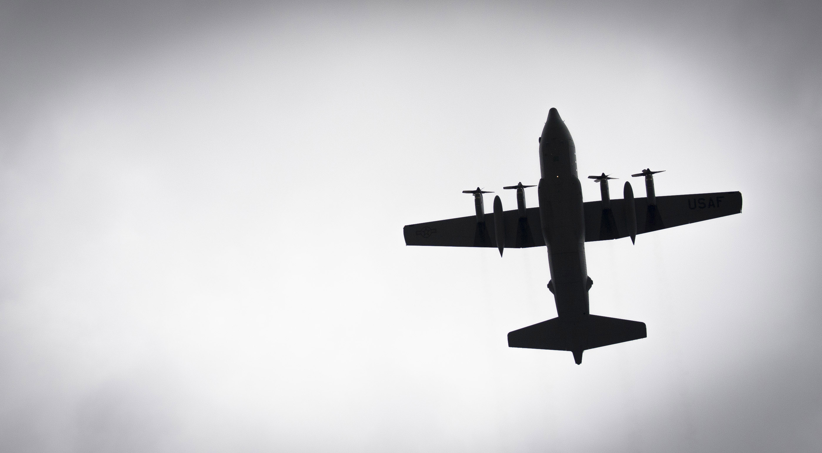 Commander completes final flight > Yokota Air Base > Article Display