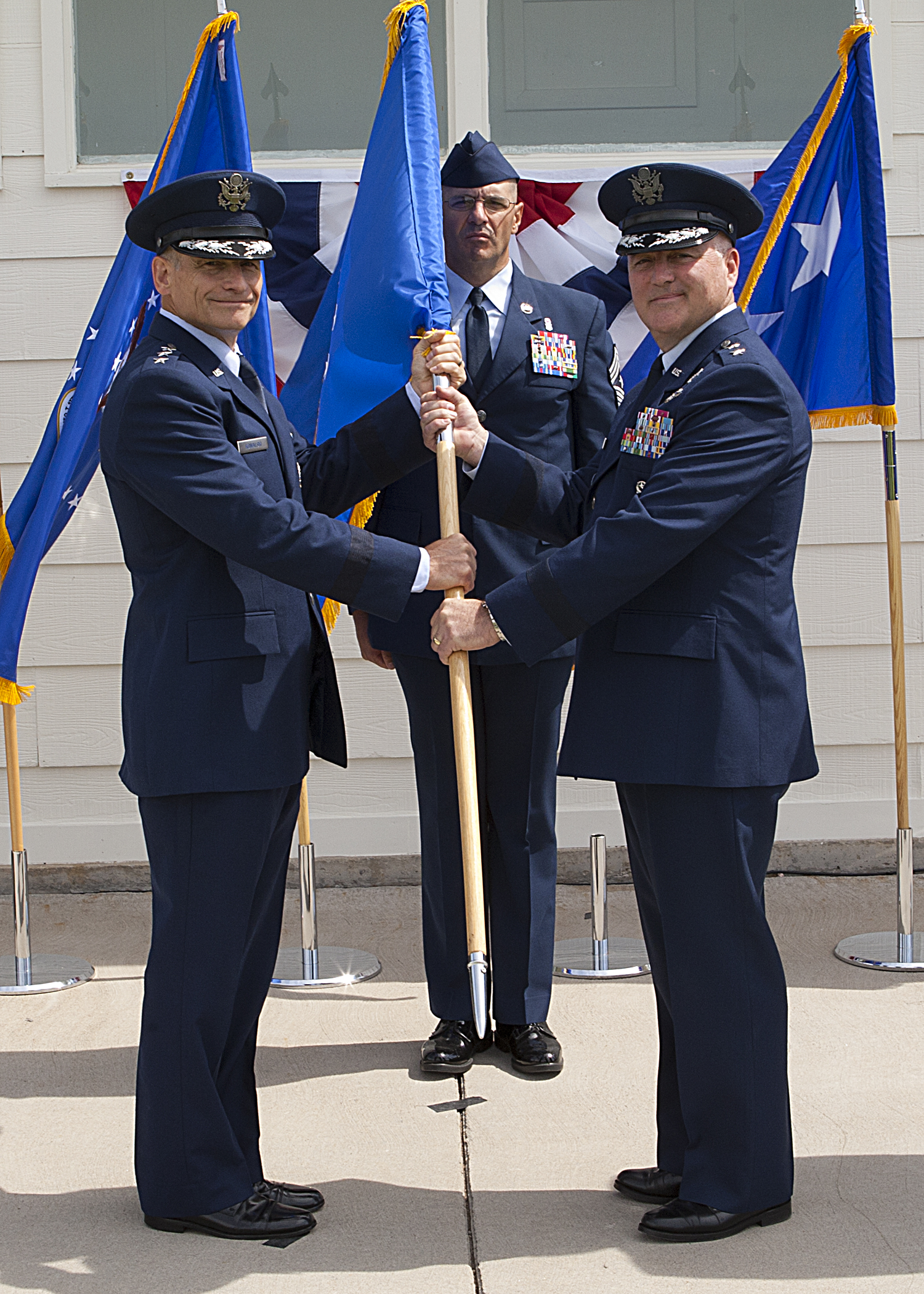 Airmen of 20th Air Force and Task Force 214 welcome new commander ...