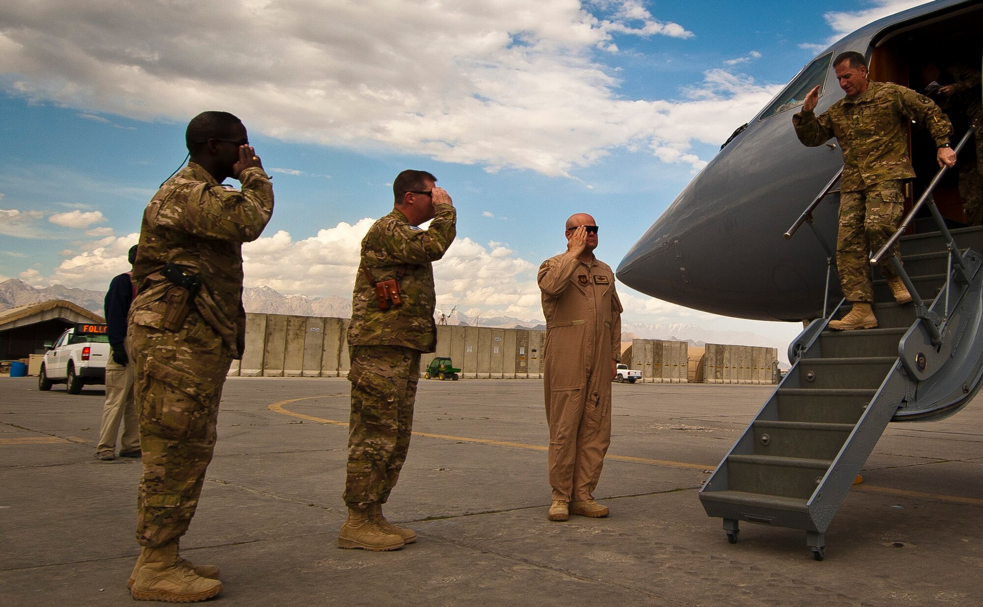 AFCENT commander visits Bagram Airfield > U.S. Air Forces Central > Display