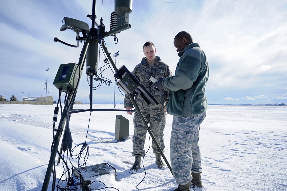 Photos: Fairchild weather ops > Air Mobility Command > Article Display
