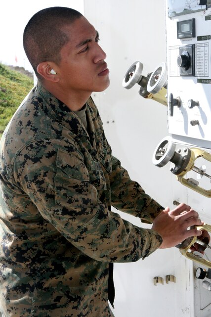 Cryogenics Marines keepin’ it cool > Marine Corps Air Station Miramar ...