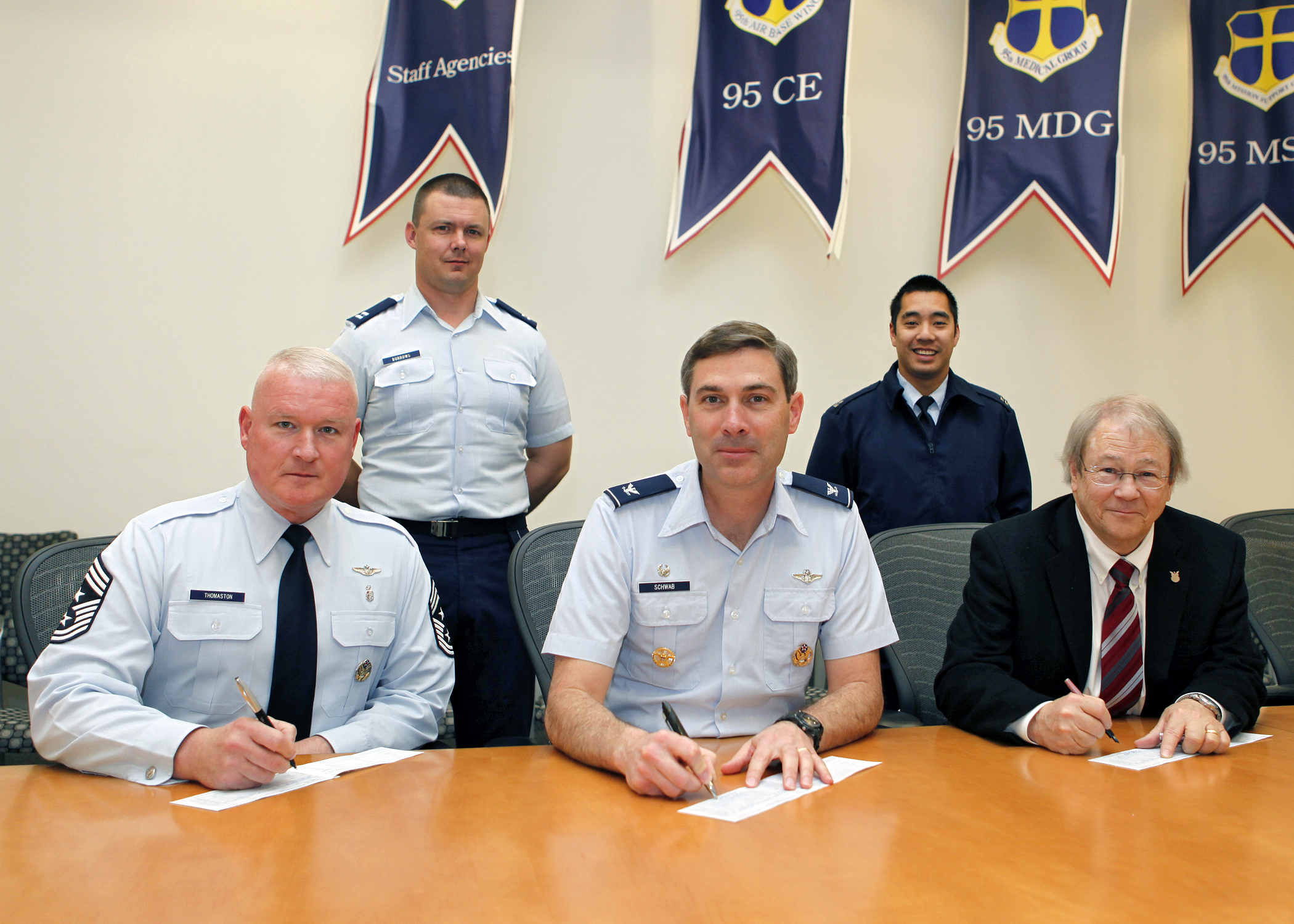 Team Edwards kicks off AFAF campaign > Edwards Air Force Base > Article ...