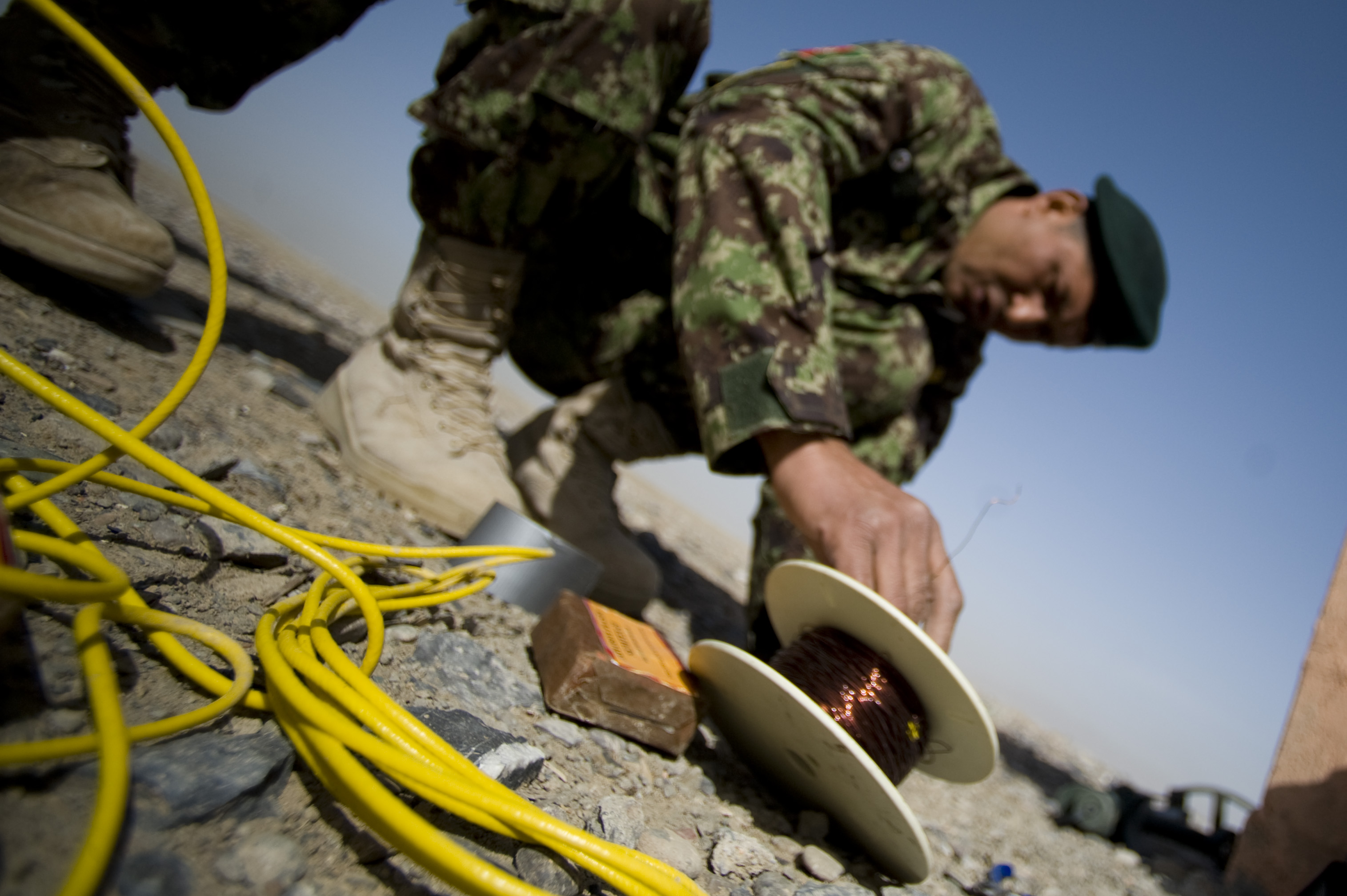 EOD Airmen mentor ANA on counter-IED mission > Pacific Air Forces ...