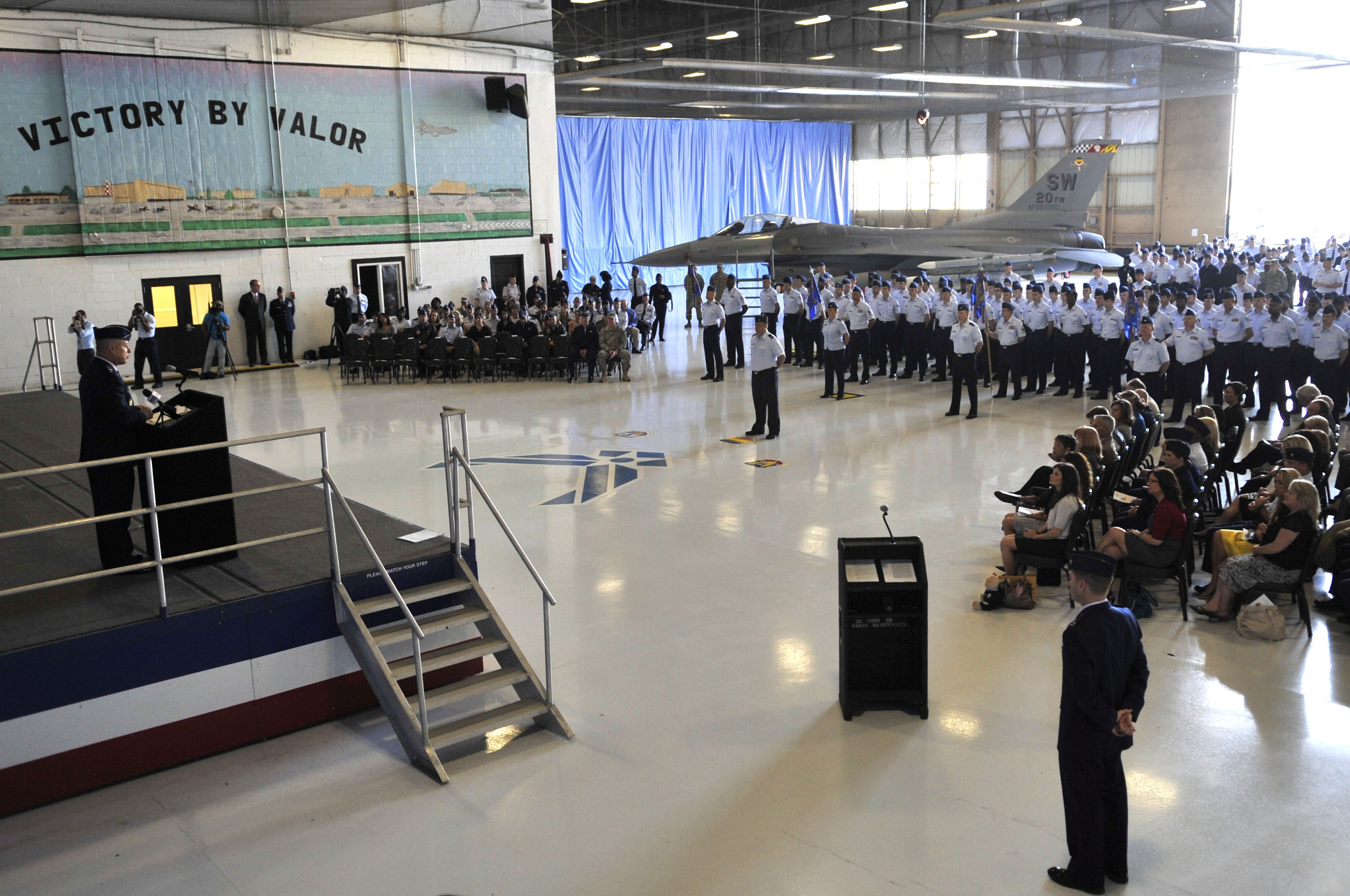 20th Fighter Wing welcomes new commander > Shaw Air Force Base ...