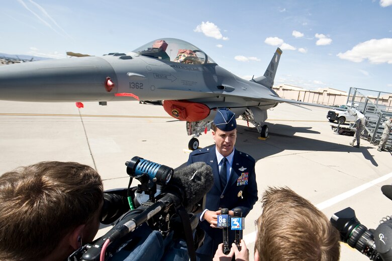 57th Wing welcomes new commander > Nellis Air Force Base > News