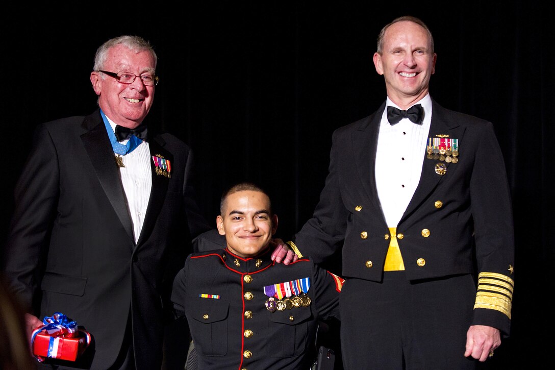 From left to right; Medal of Honor recipient Navy Capt. (ret.) Thomas G ...