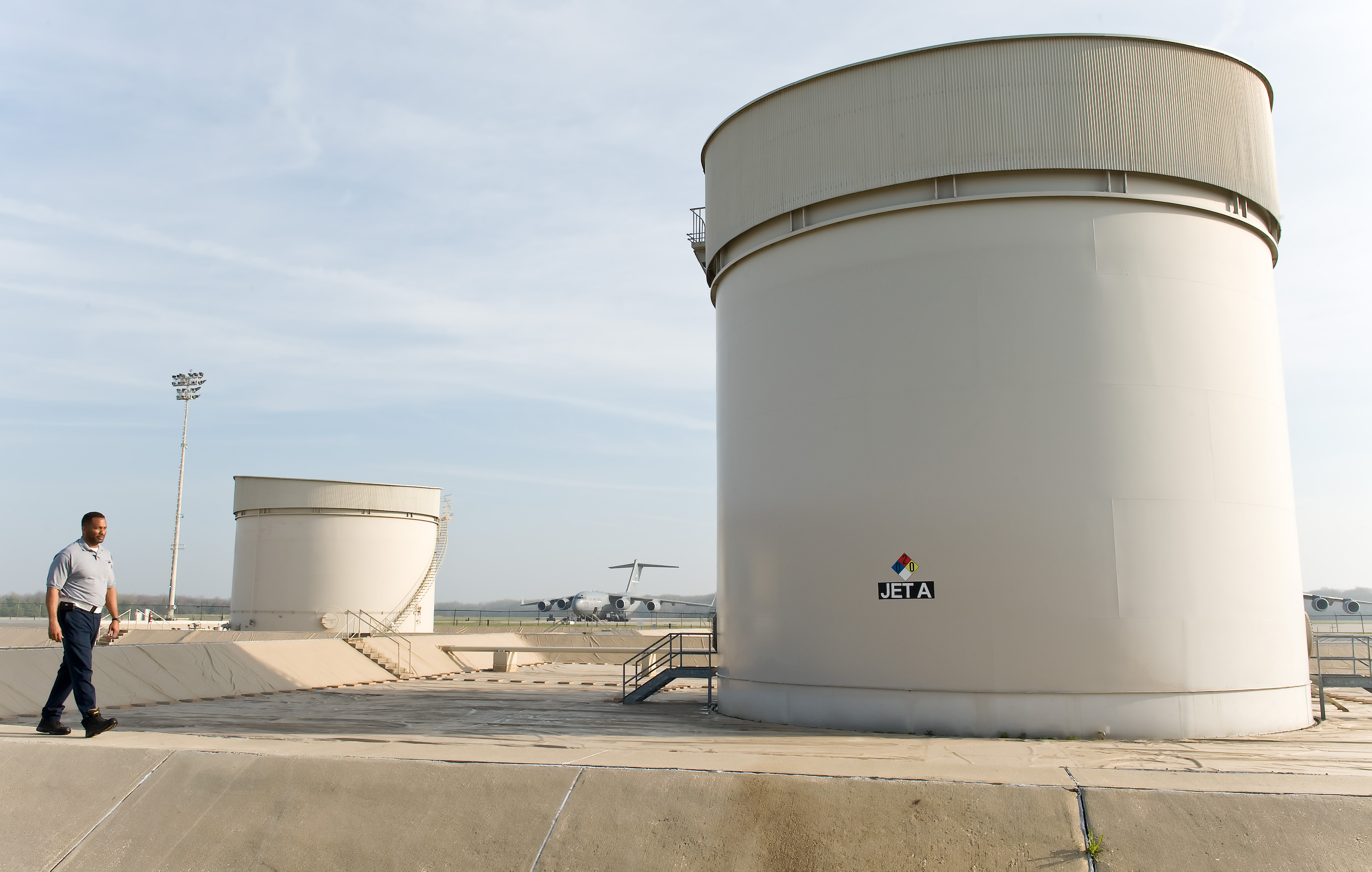 Gas and go: the journey of a drop of jet fuel on Dover AFB > Dover Air ...