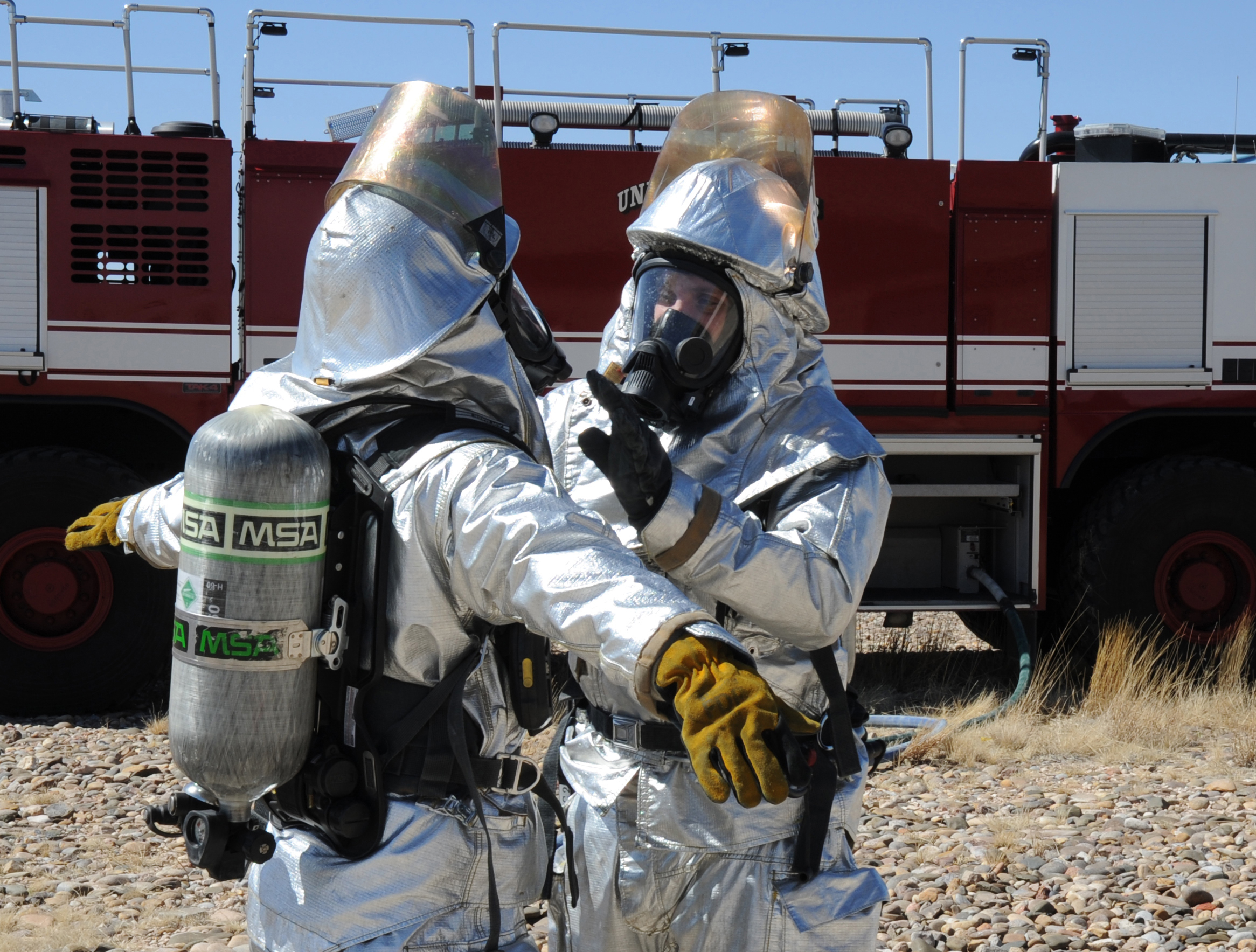 Cannon behind the scenes: fighting wild flames > Air Force Special ...