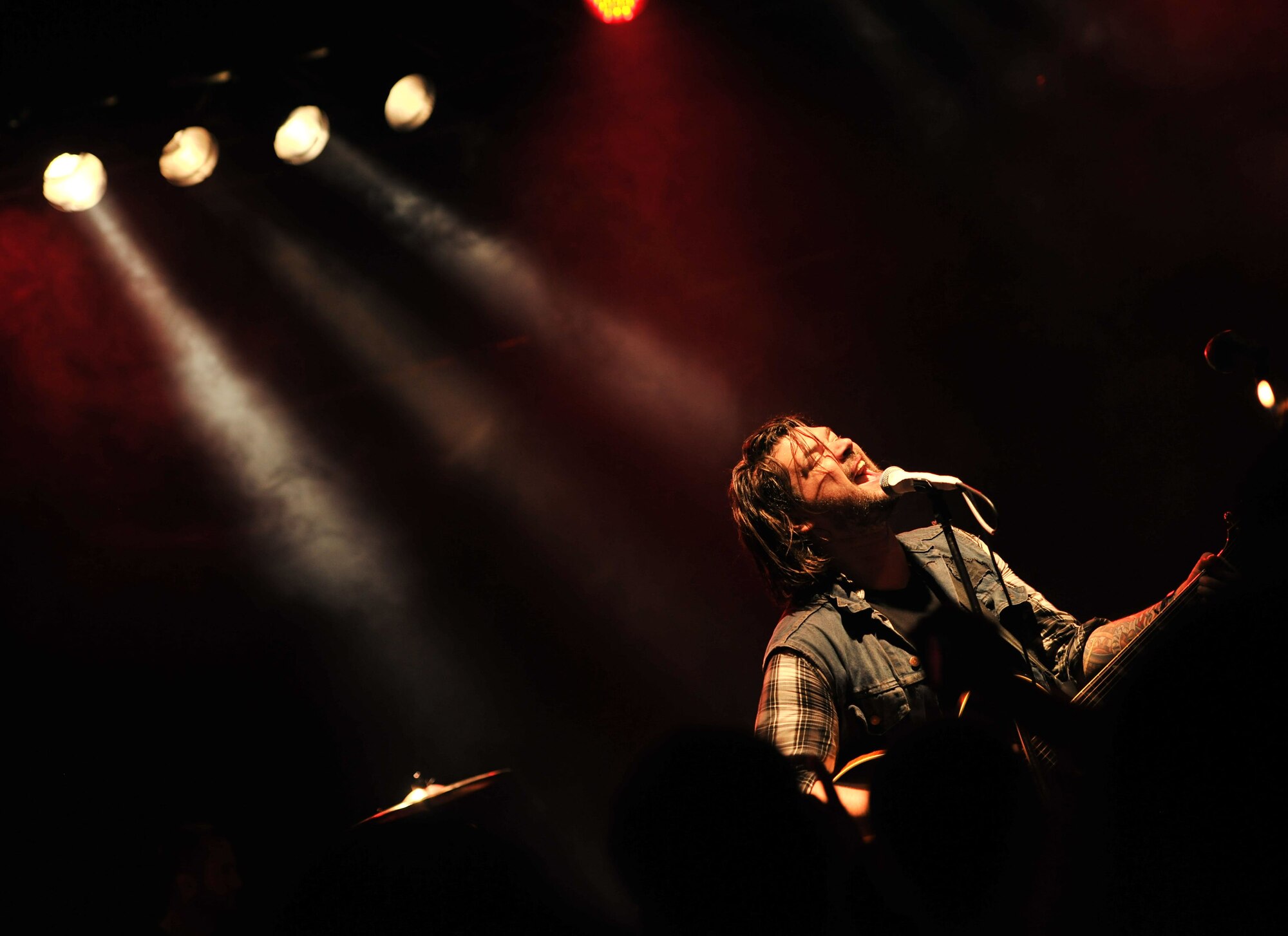 Tour brings 'taste of home' to Airmen overseas > Royal Air Force ...