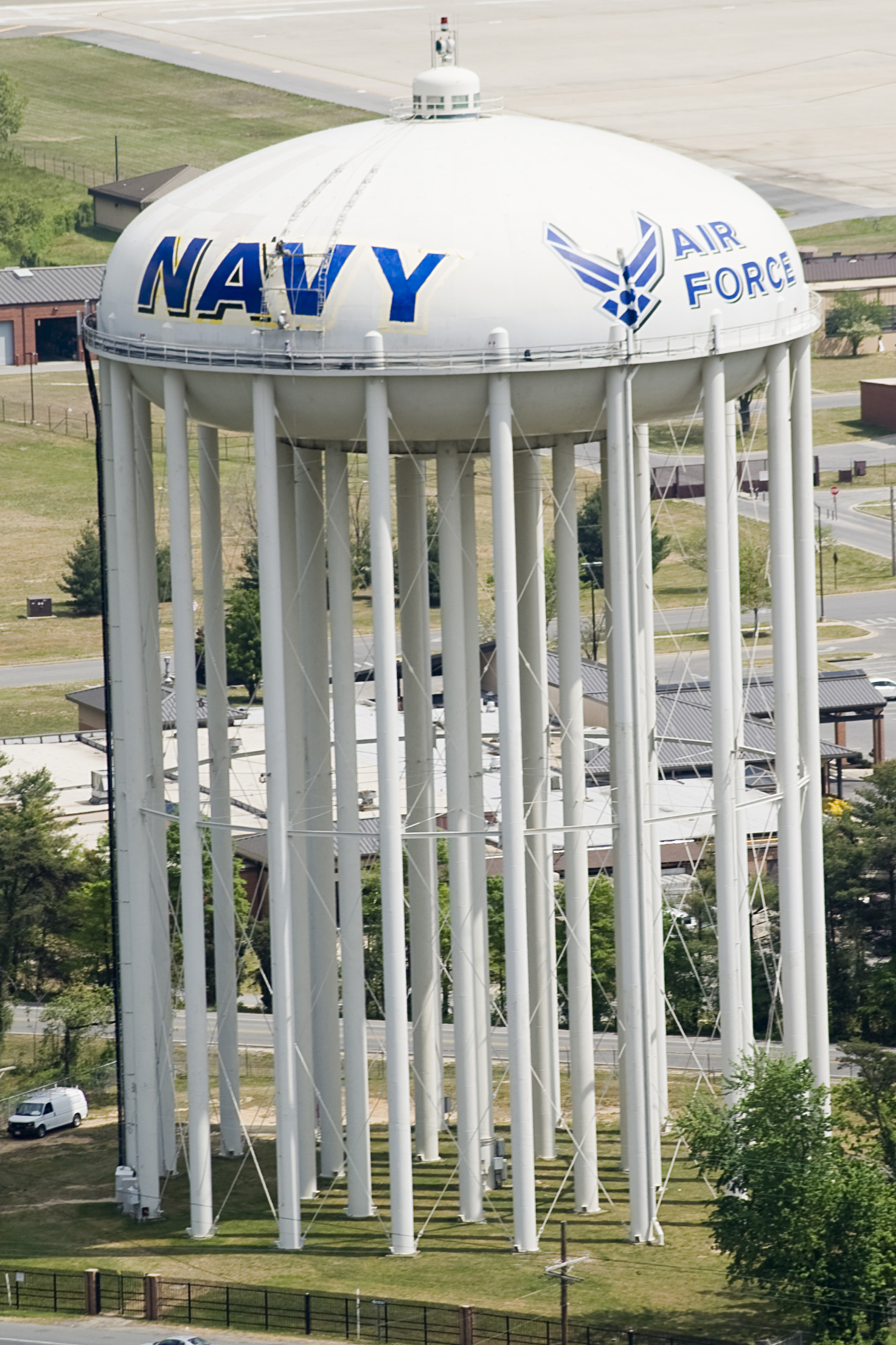 Navy logo joins Joint Base Andrews signage