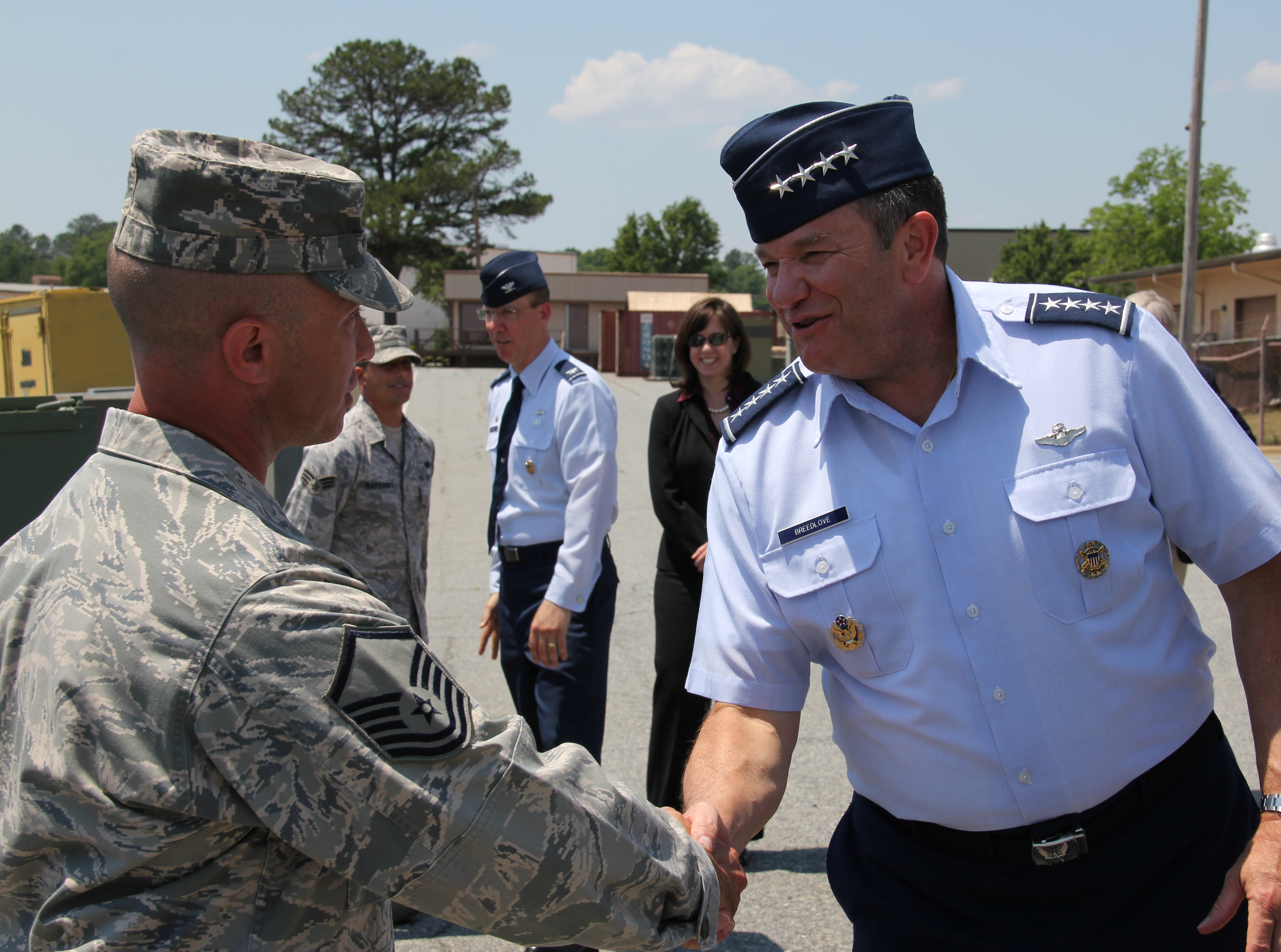 Air Force Vice Chief of Staff visits Robins > Robins Air Force Base ...