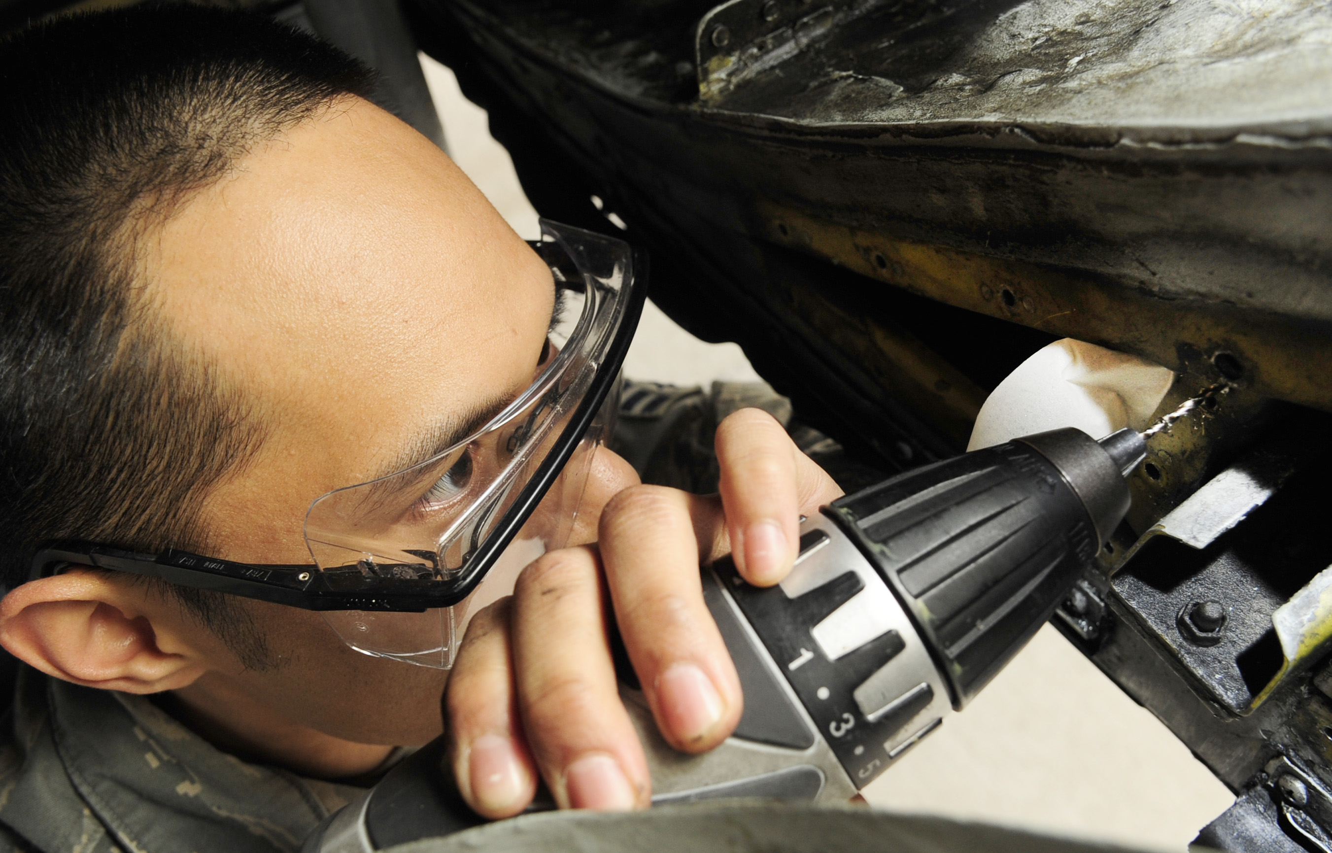 Aircraft Structural Maintenance keeps planes flying > Royal Air Force ...