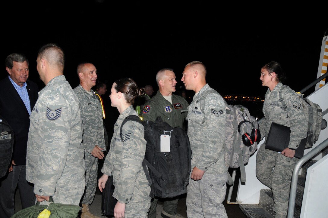 132nd Fighter Wing airmen return home from deployment to Afghanistan.